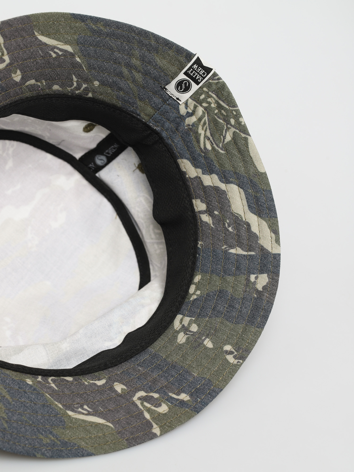 Salty Crew Covert Bucket Hat (camo)