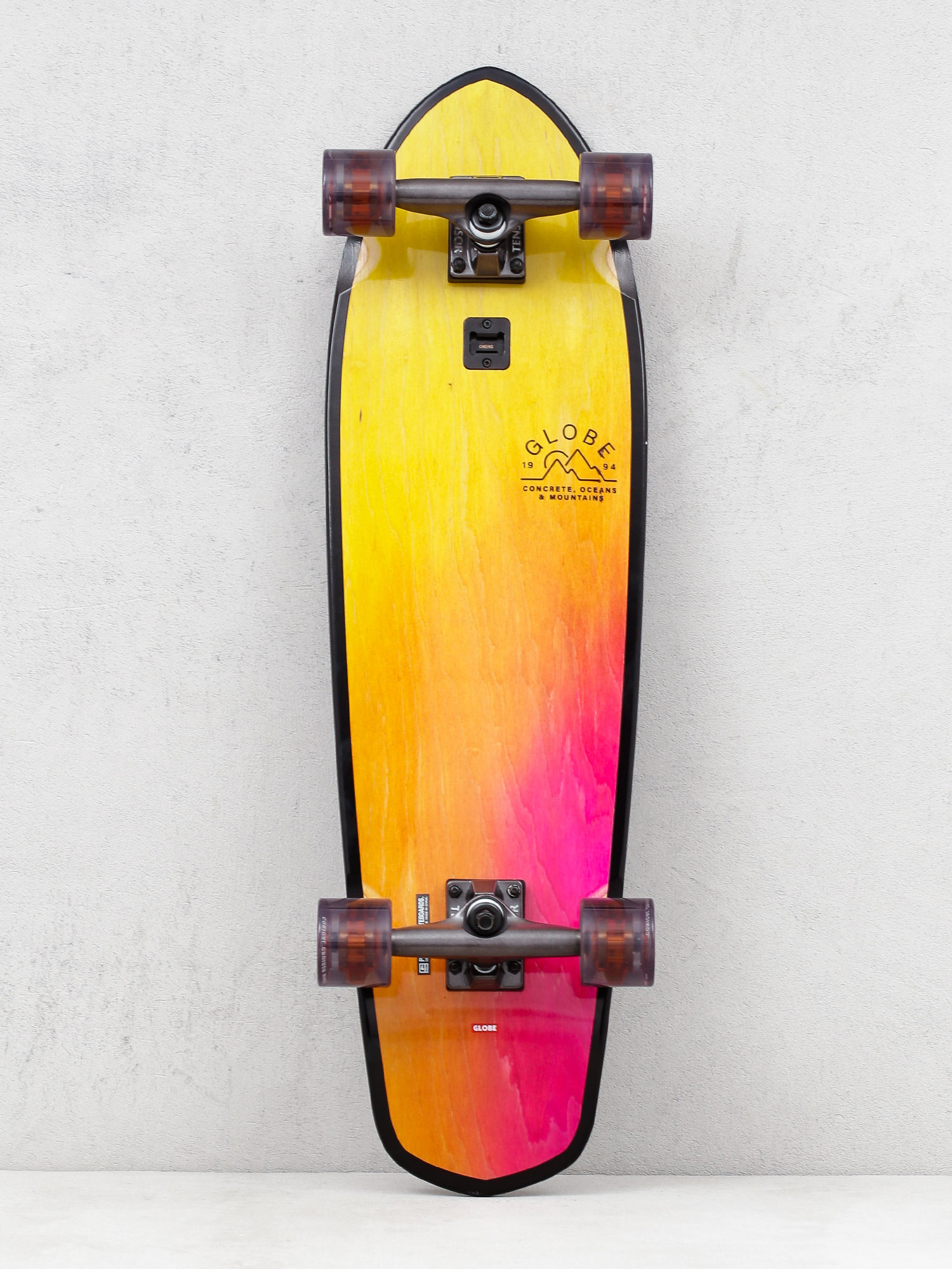 Globe Blazer Cruiser (walnut)