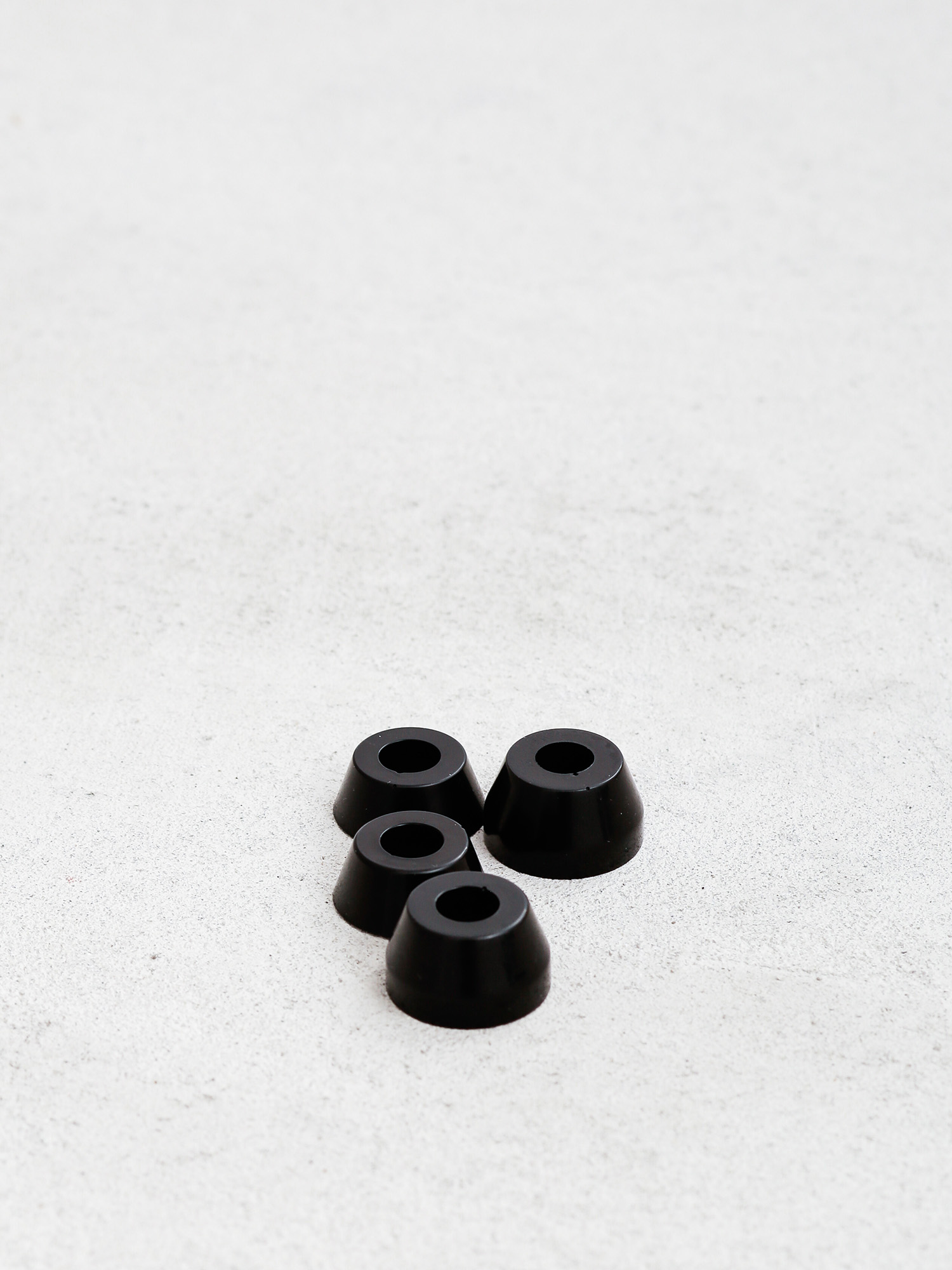 Globe Slant Standard Bushings Bushings - black (black)