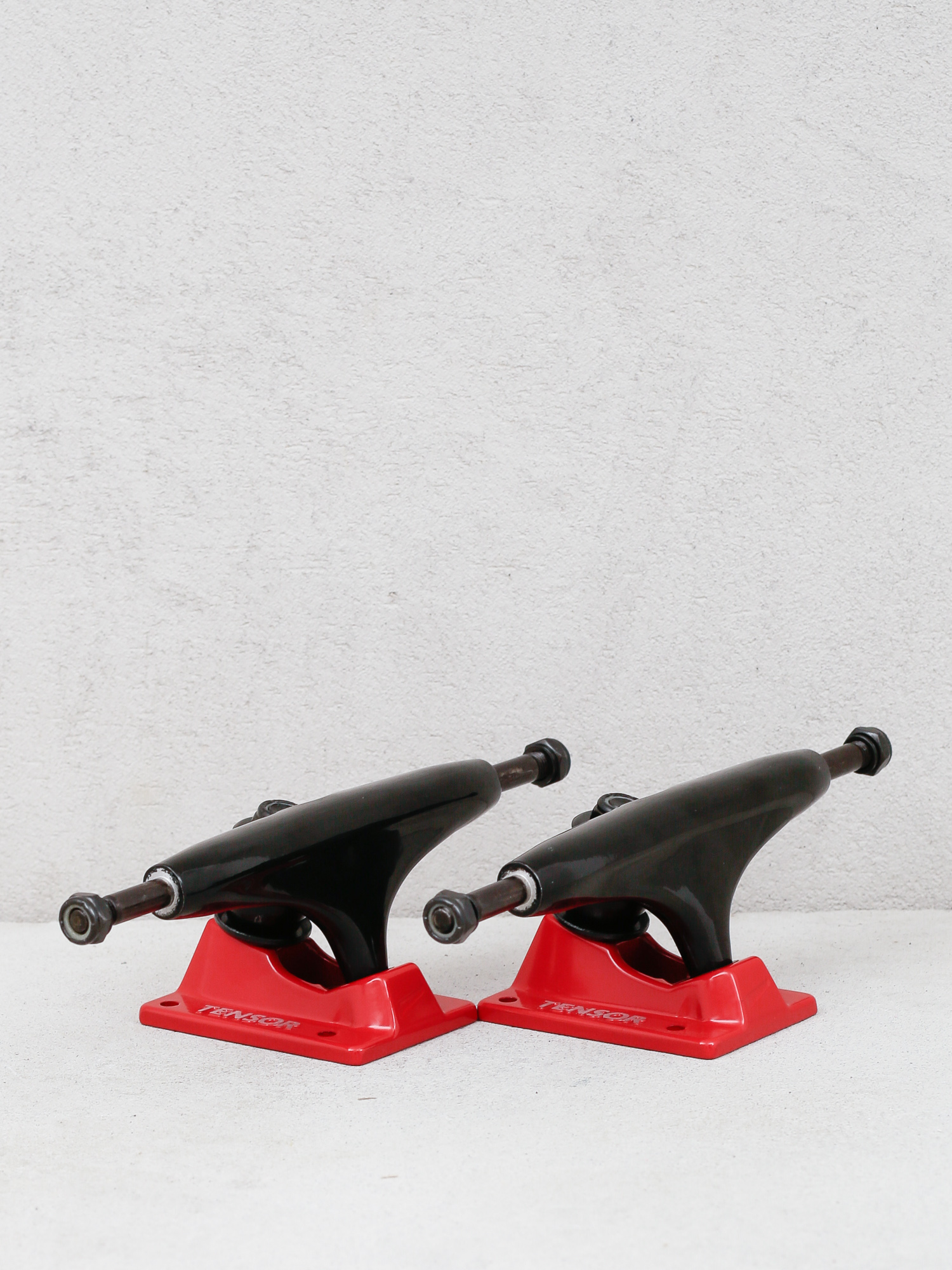 Tensor Alloys Trucks - black (black/red)
