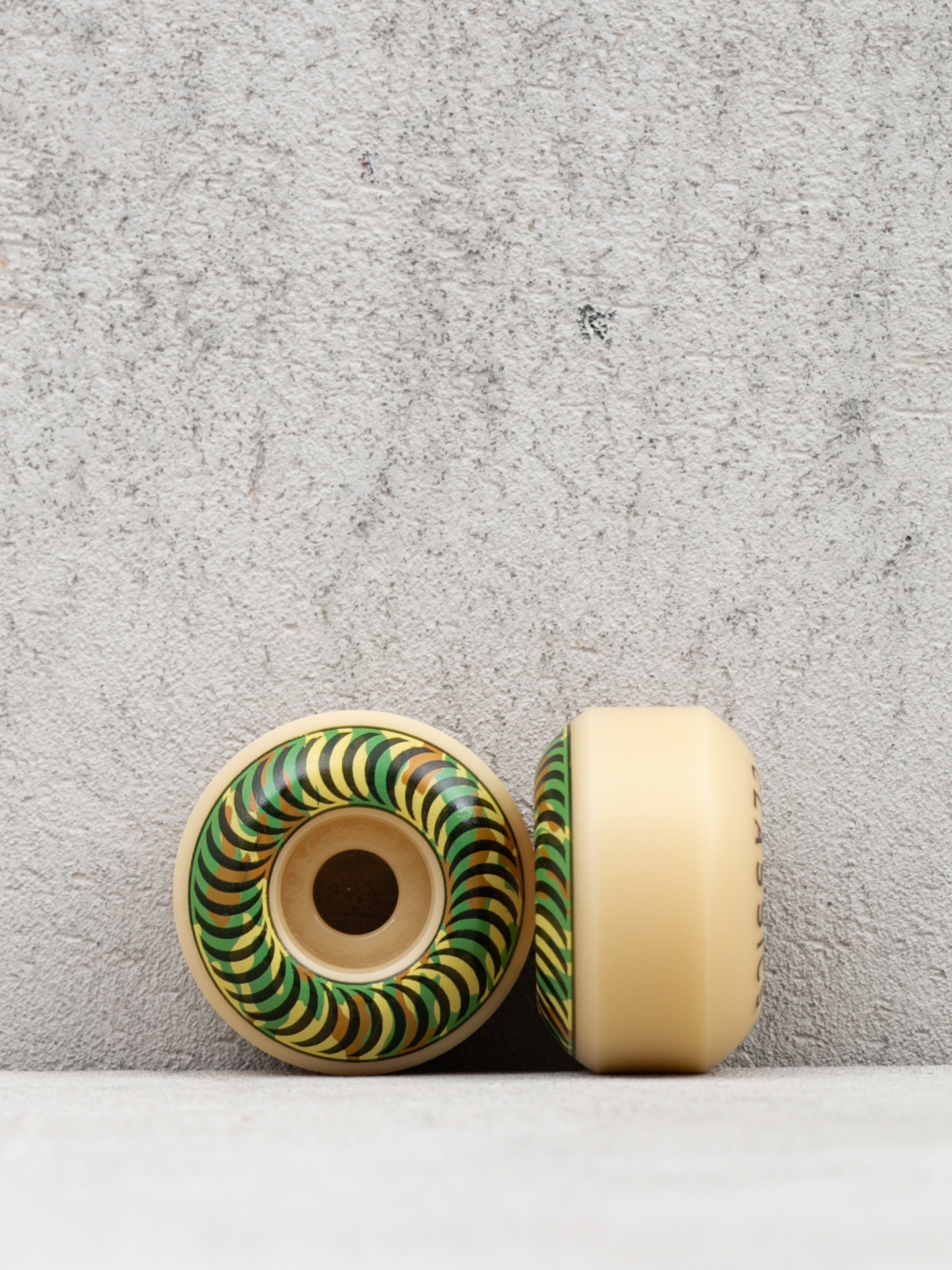 Spitfire F4 99d Camo Classic Wheels White Green