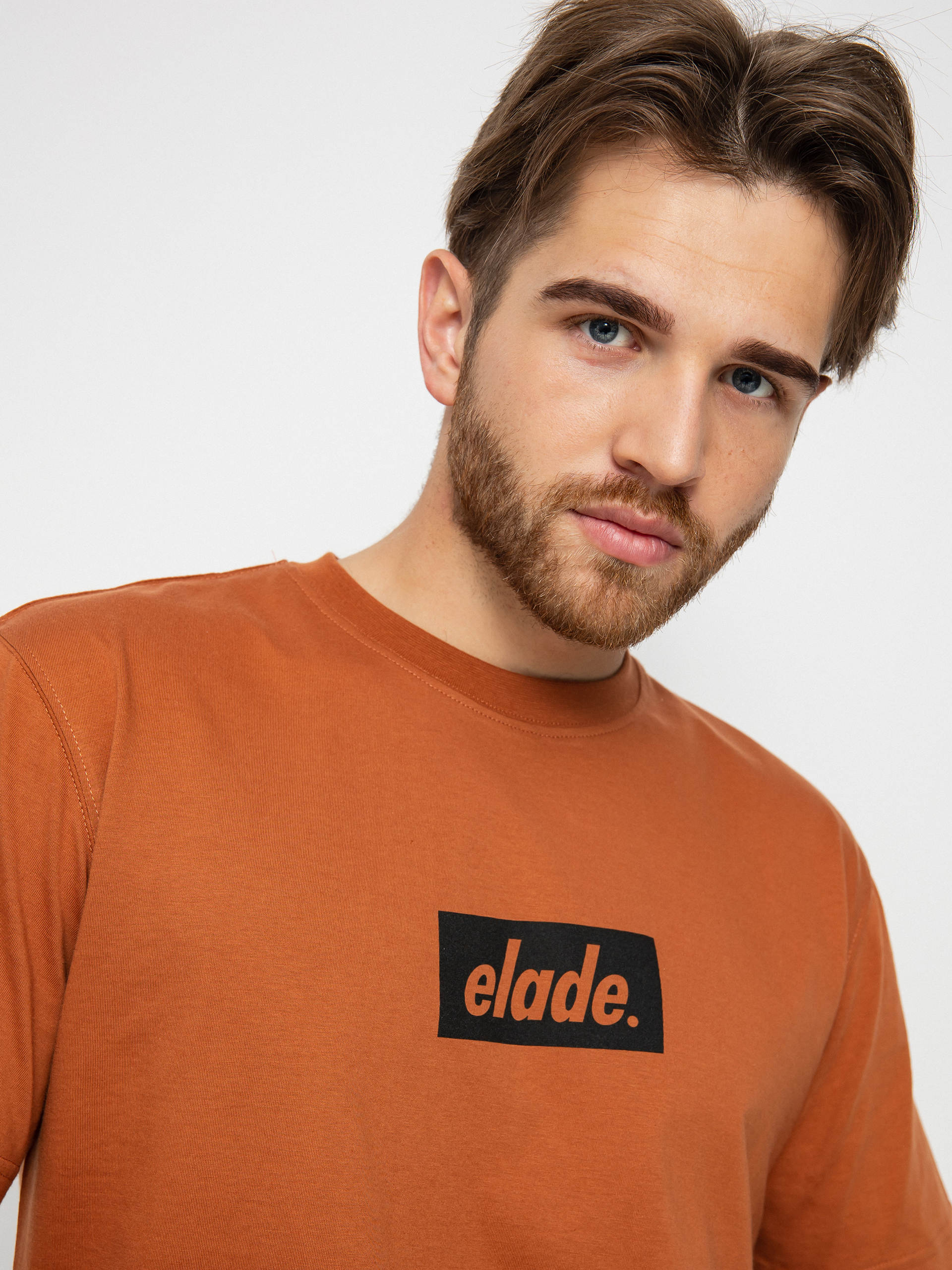 Elade Box Logo T-shirt (brown)