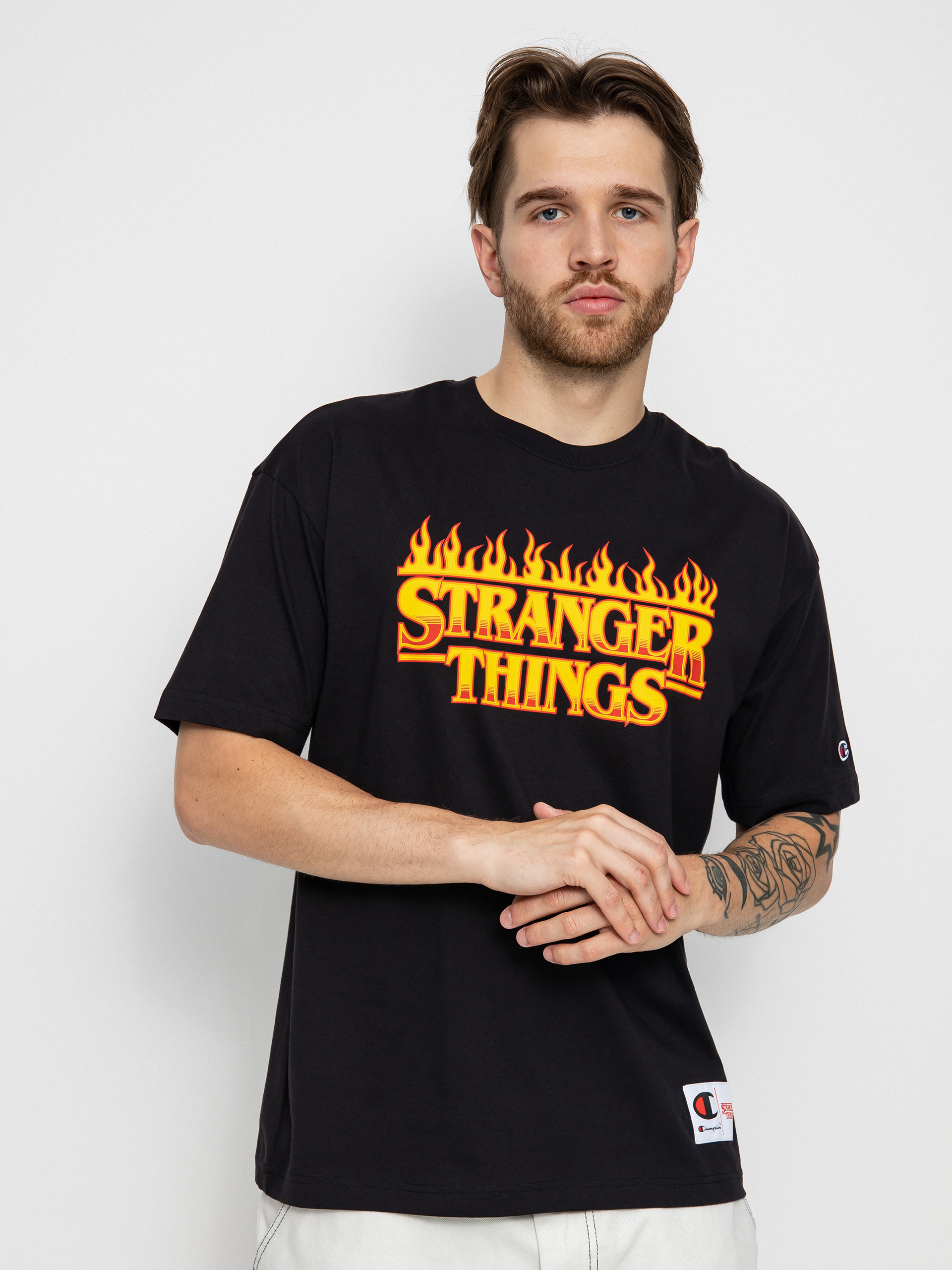 Champion X Stranger Things Crewneck T-Shirt 217791 T-shirt - black (nbk)