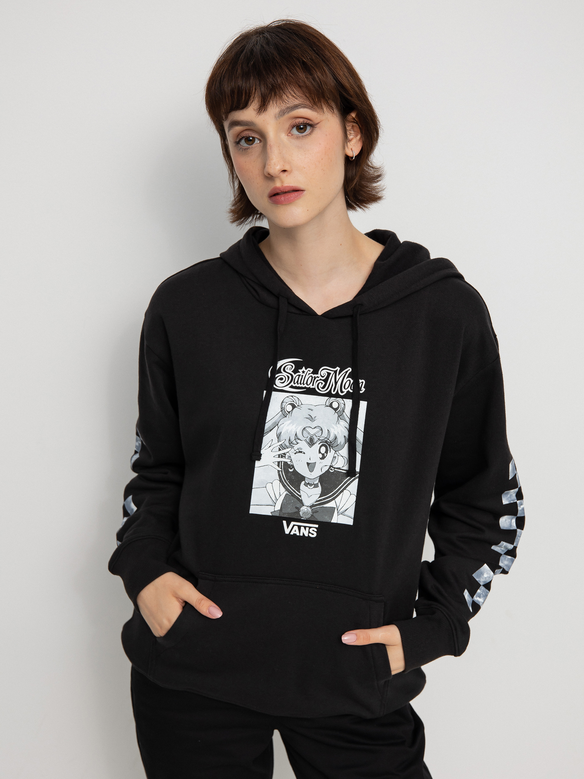 Vans X Sailor Moon Lizzie HD Hoodie Wmn - black (pretty guardian sailor ...