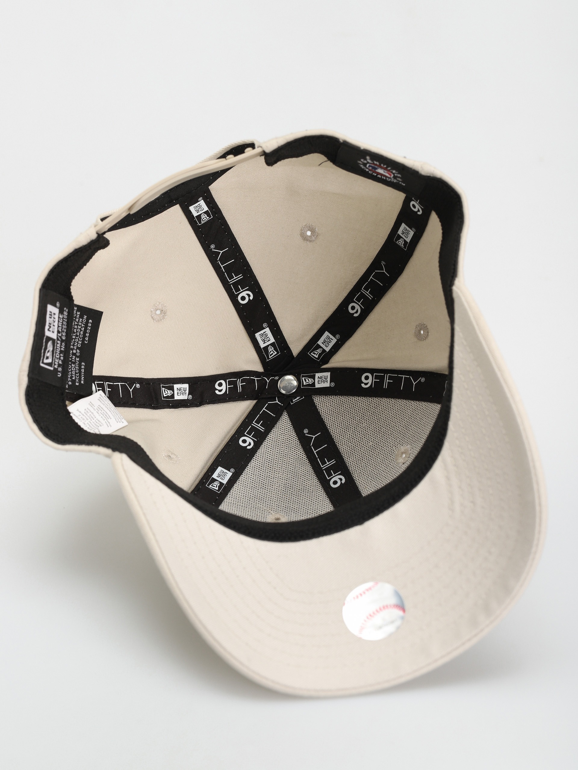 New Era League Essential 9Fifty Stretch Snap New York Yankees Cap (stone)