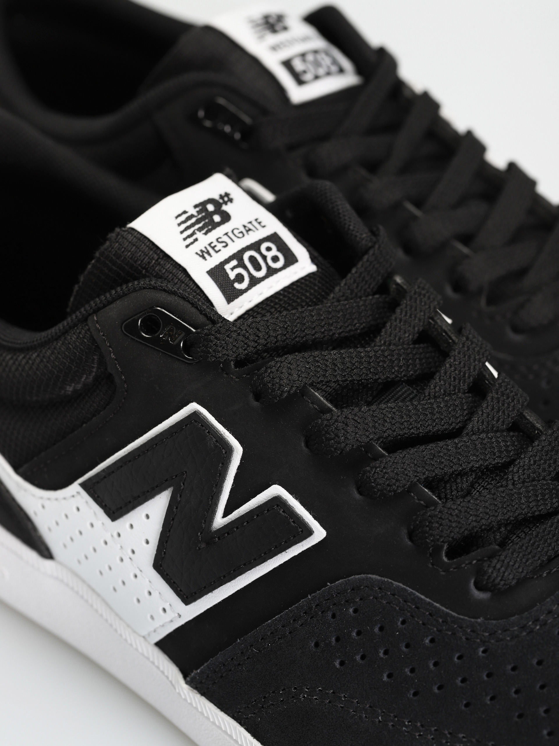 New Balance 508 Shoes (black/white)
