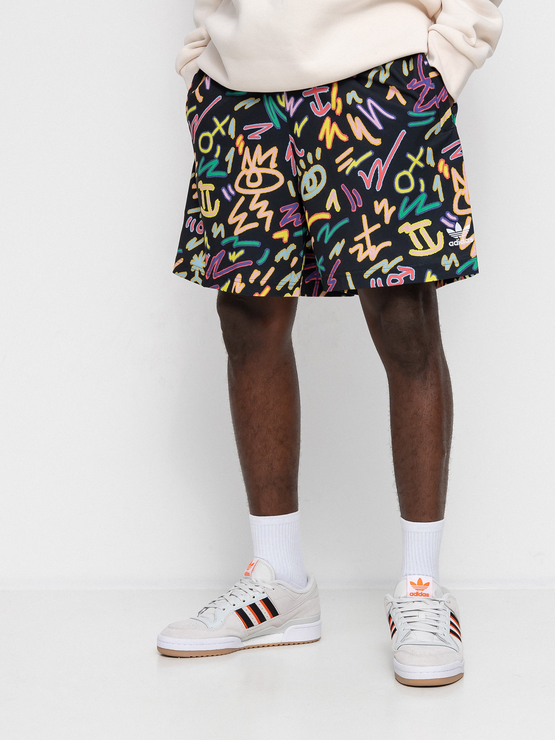 adidas Originals Loveuni Aop Shorts - multicolor (multco)