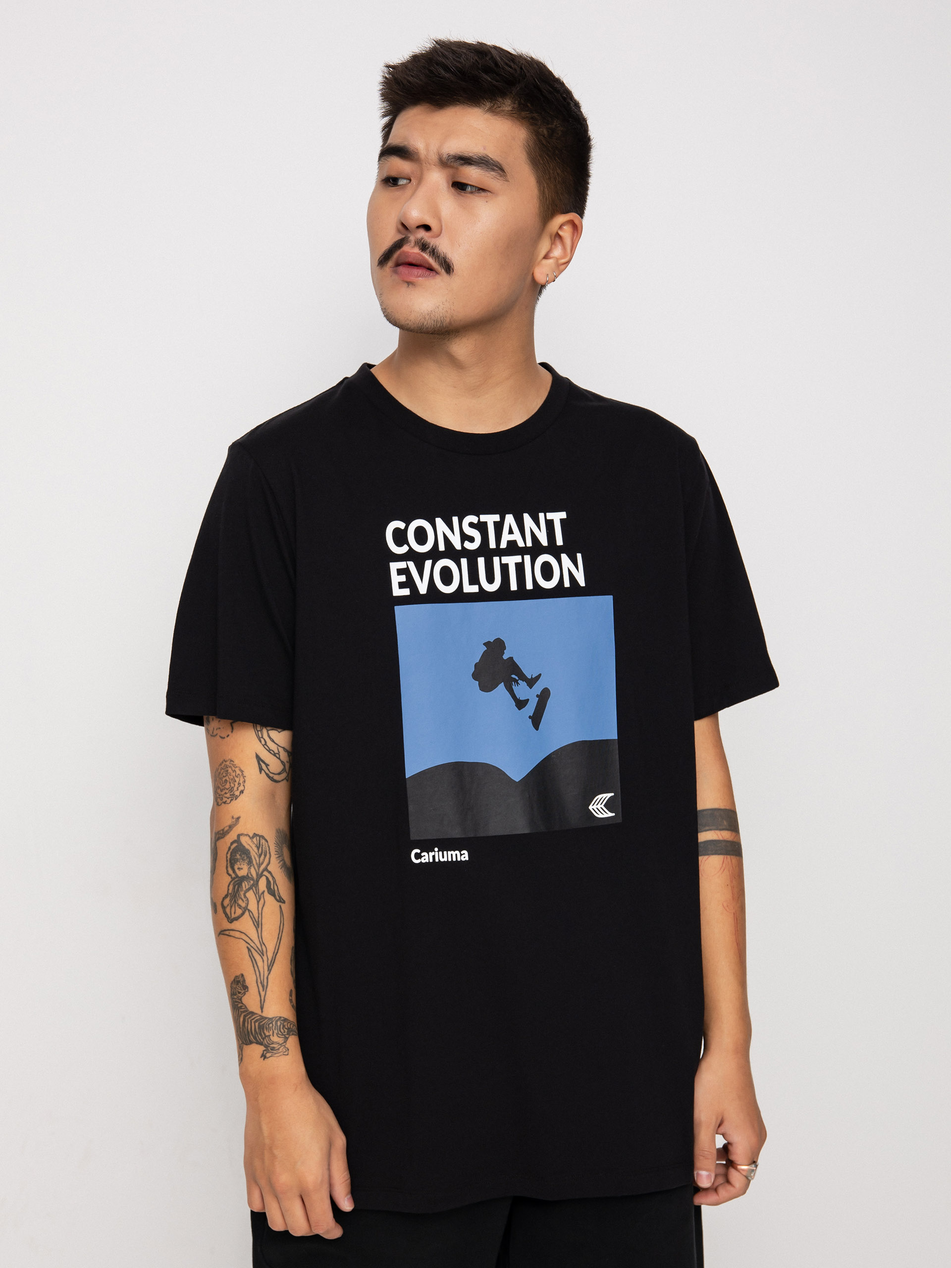 Cariuma Constant Evolution T-shirt (black)