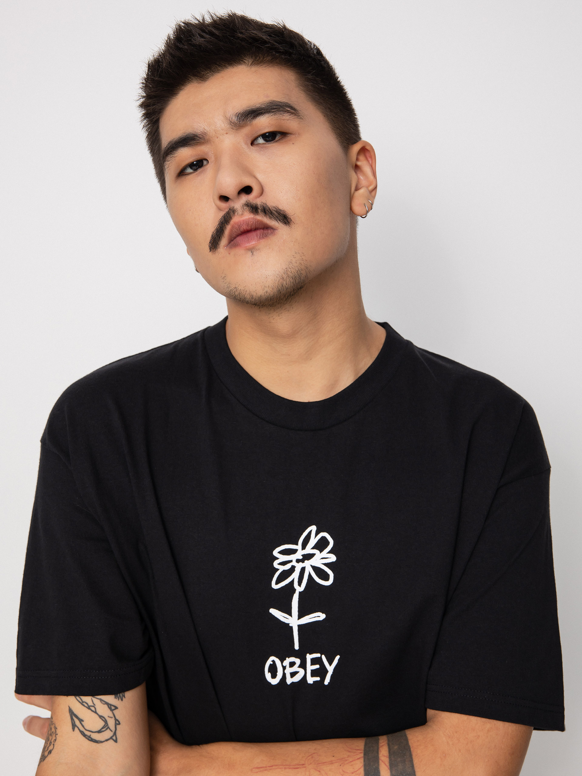 OBEY Obey Flower Doodle T-shirt (black)