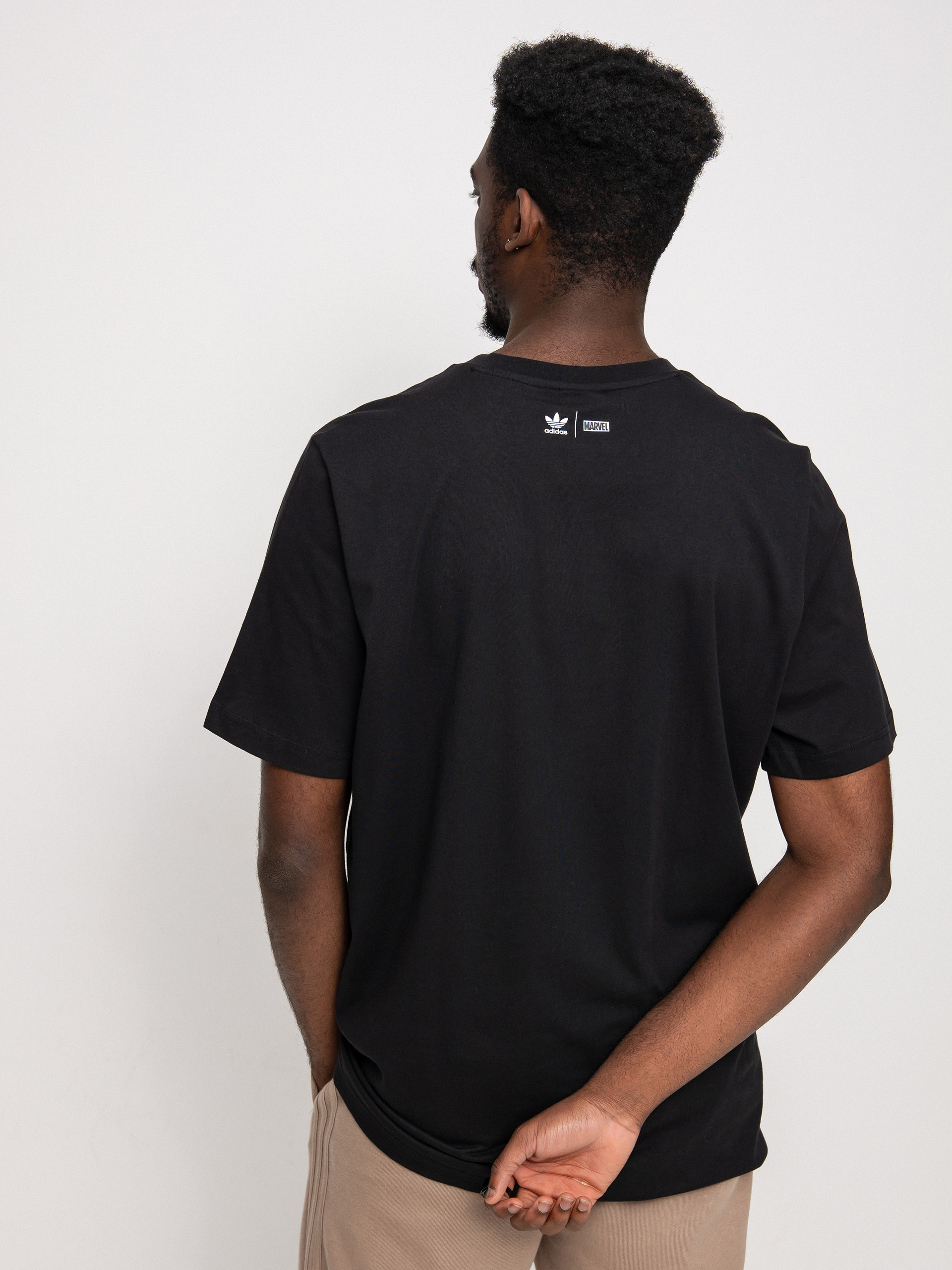 adidas Originals Disney Gfx T-shirt (black)