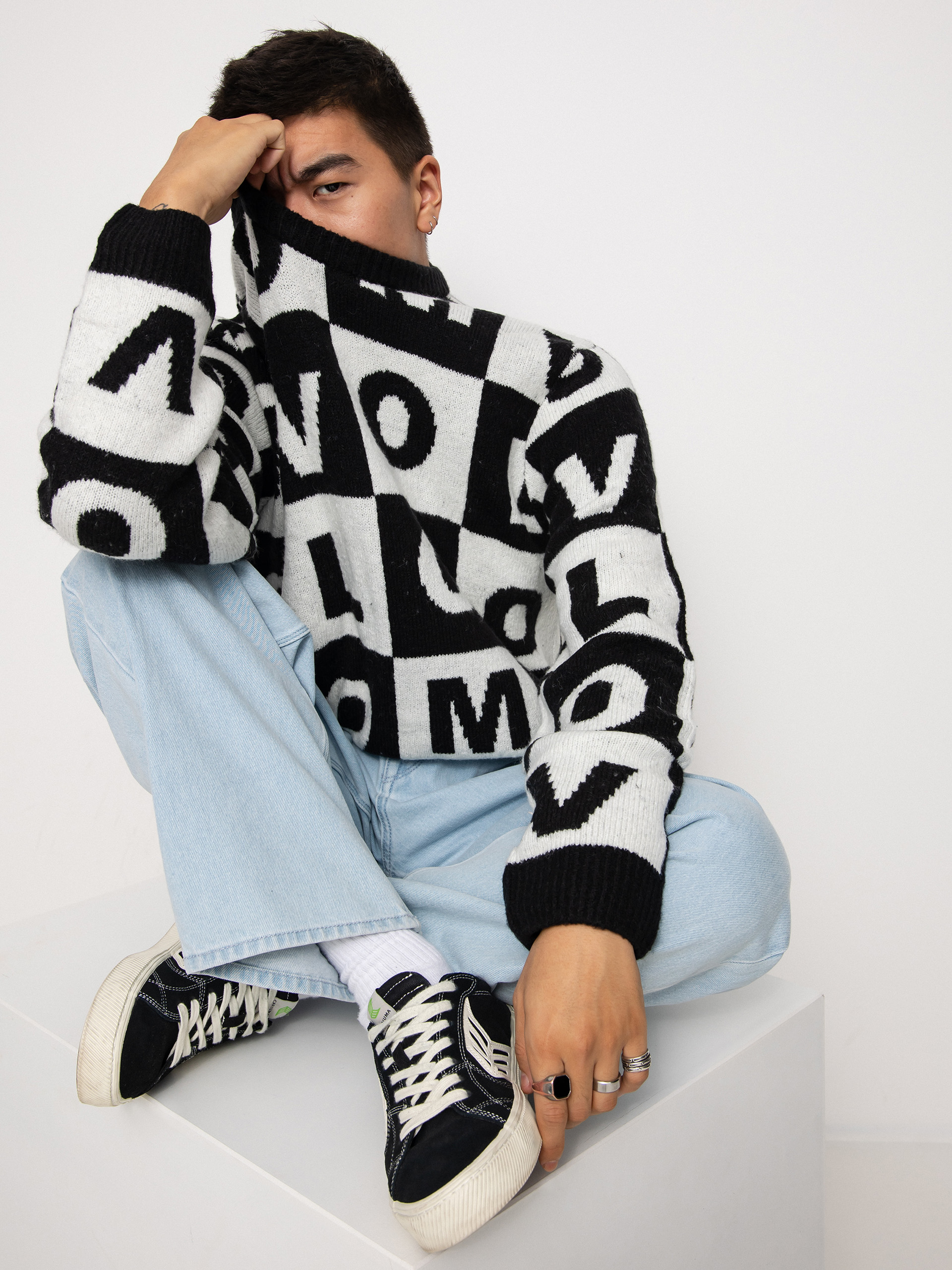 Volcom Anarchietour Sweater - white, black (multi)