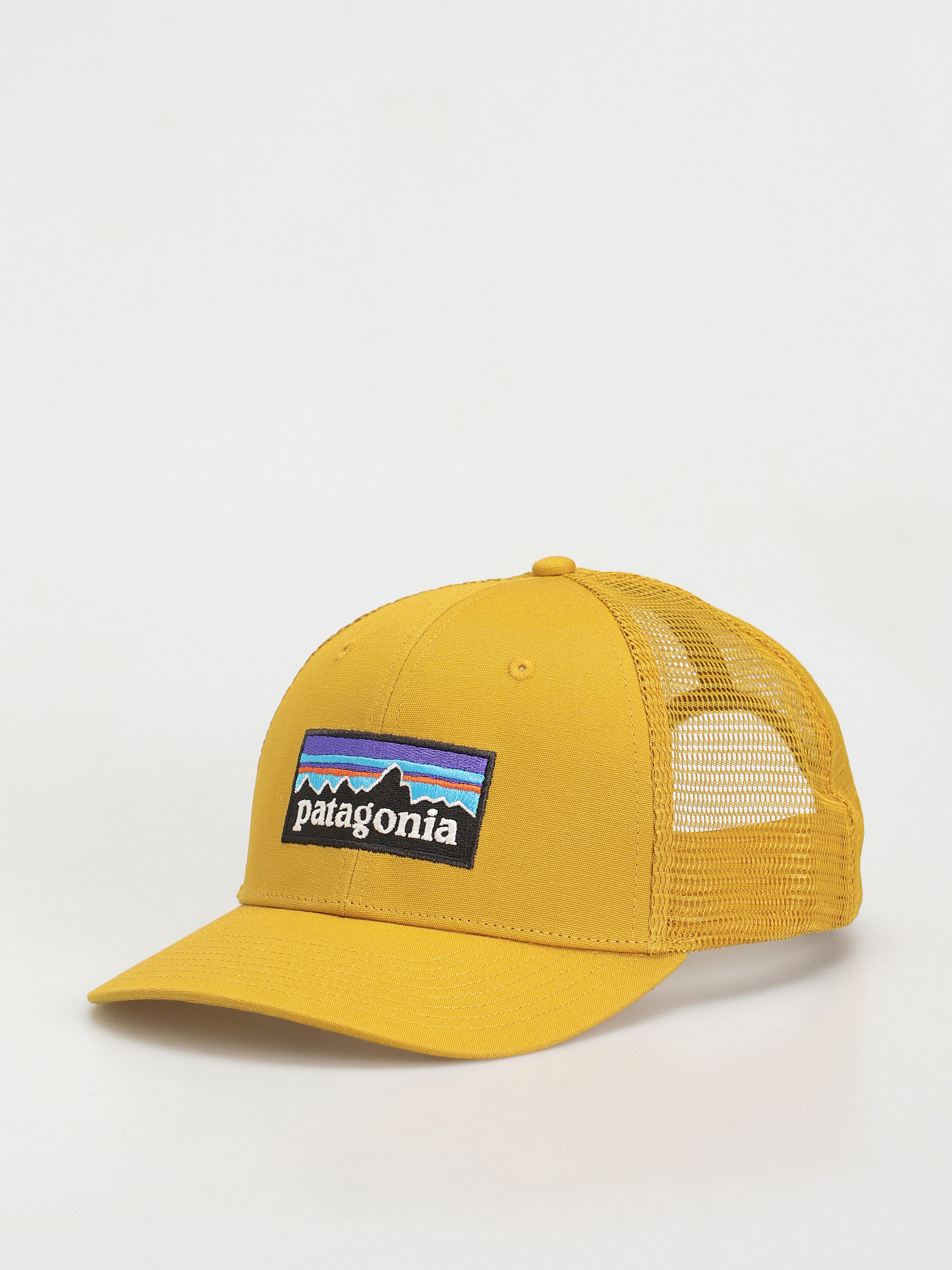 Patagonia P 6 Logo Trucker Cap (cabin gold)