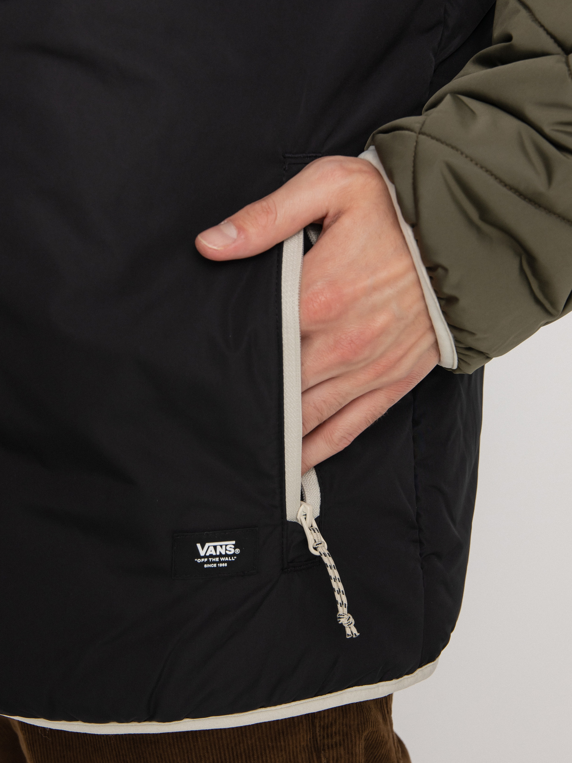 Vans Mt MTE 1 Colorblocked Jacket - green (mt. vans grape leaf/black)