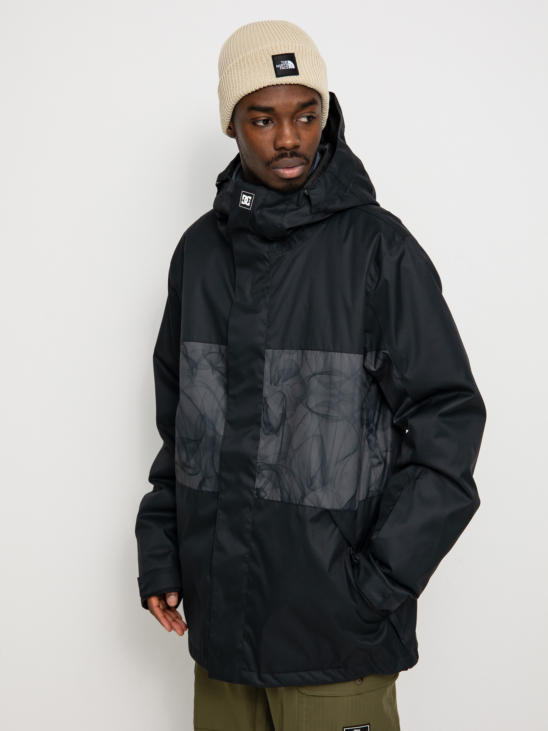 DC Defy Snowboard jacket - black (black)