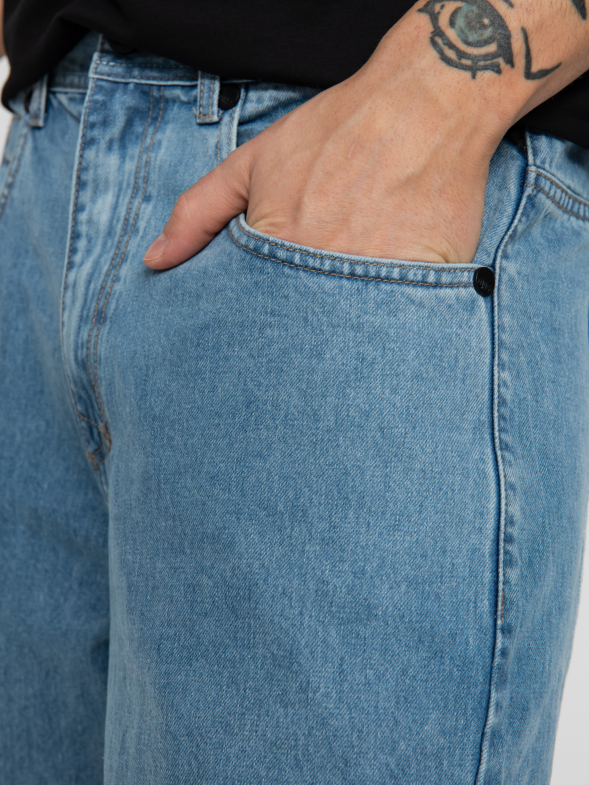 MassDnm Bulb Jeans Baggy Fit Pants (light blue)