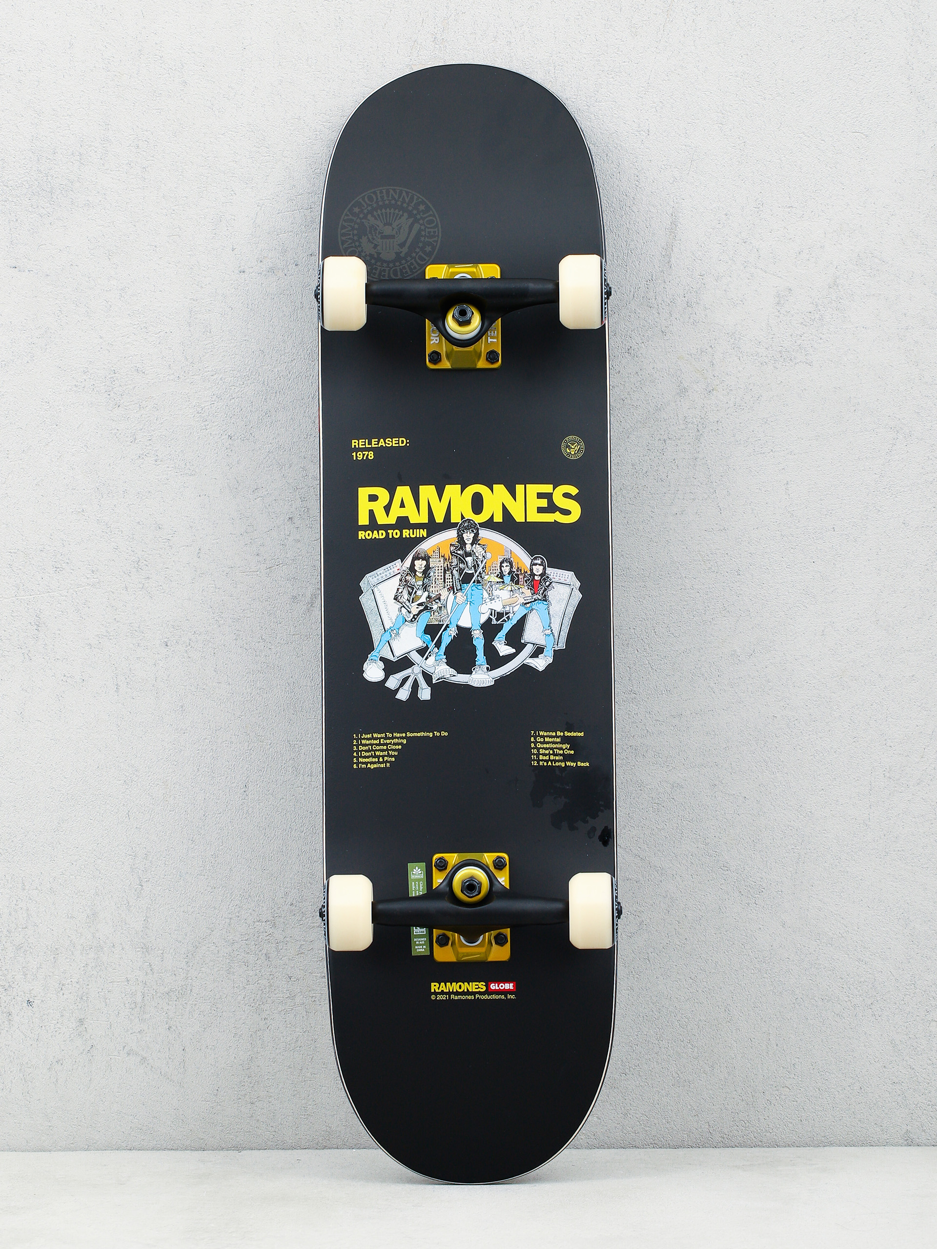 Globe G2 Ramones Skateboard - black (road to ruin)