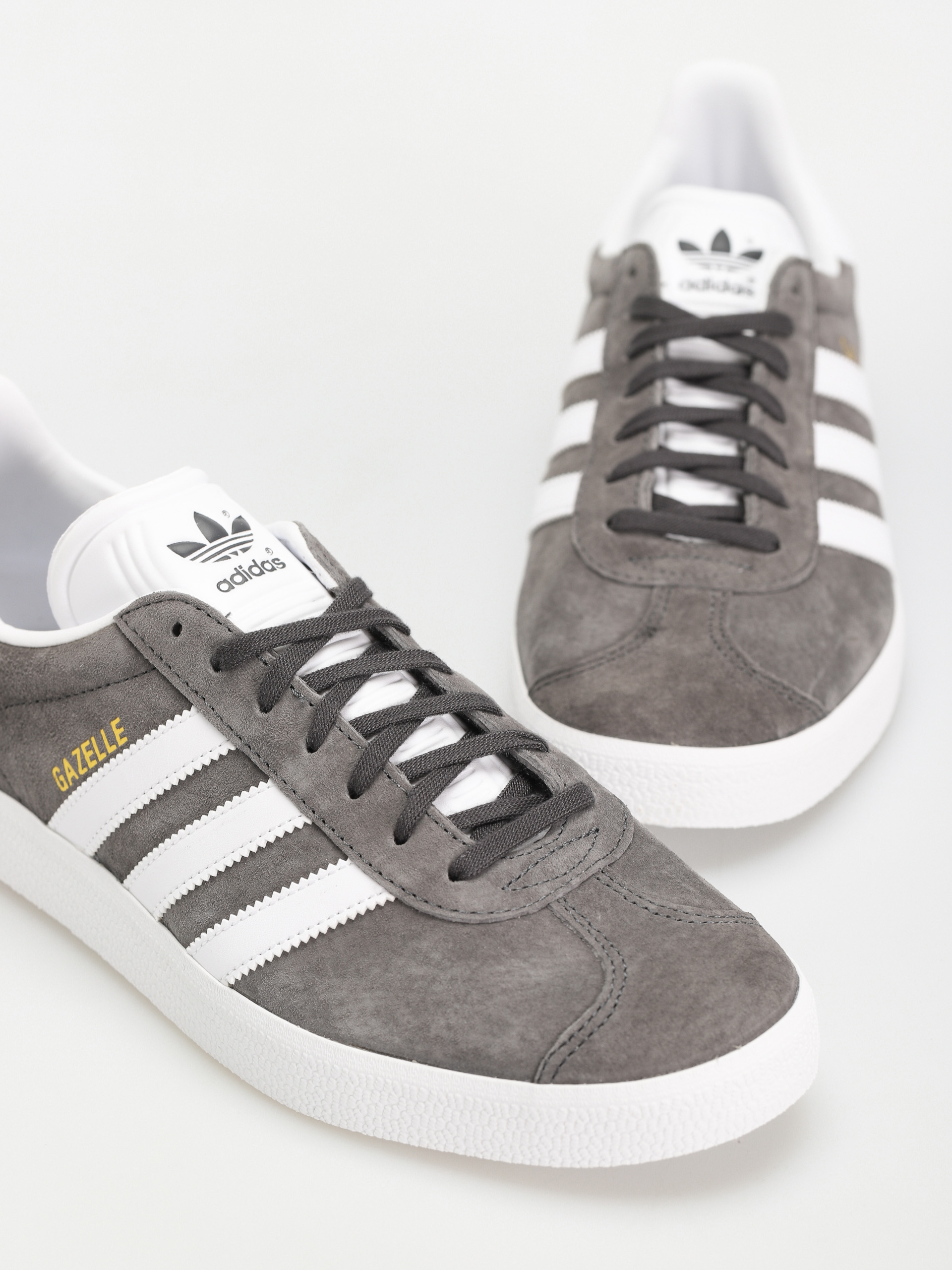 adidas Originals Gazelle Shoes (dgsogr/white/goldmt)