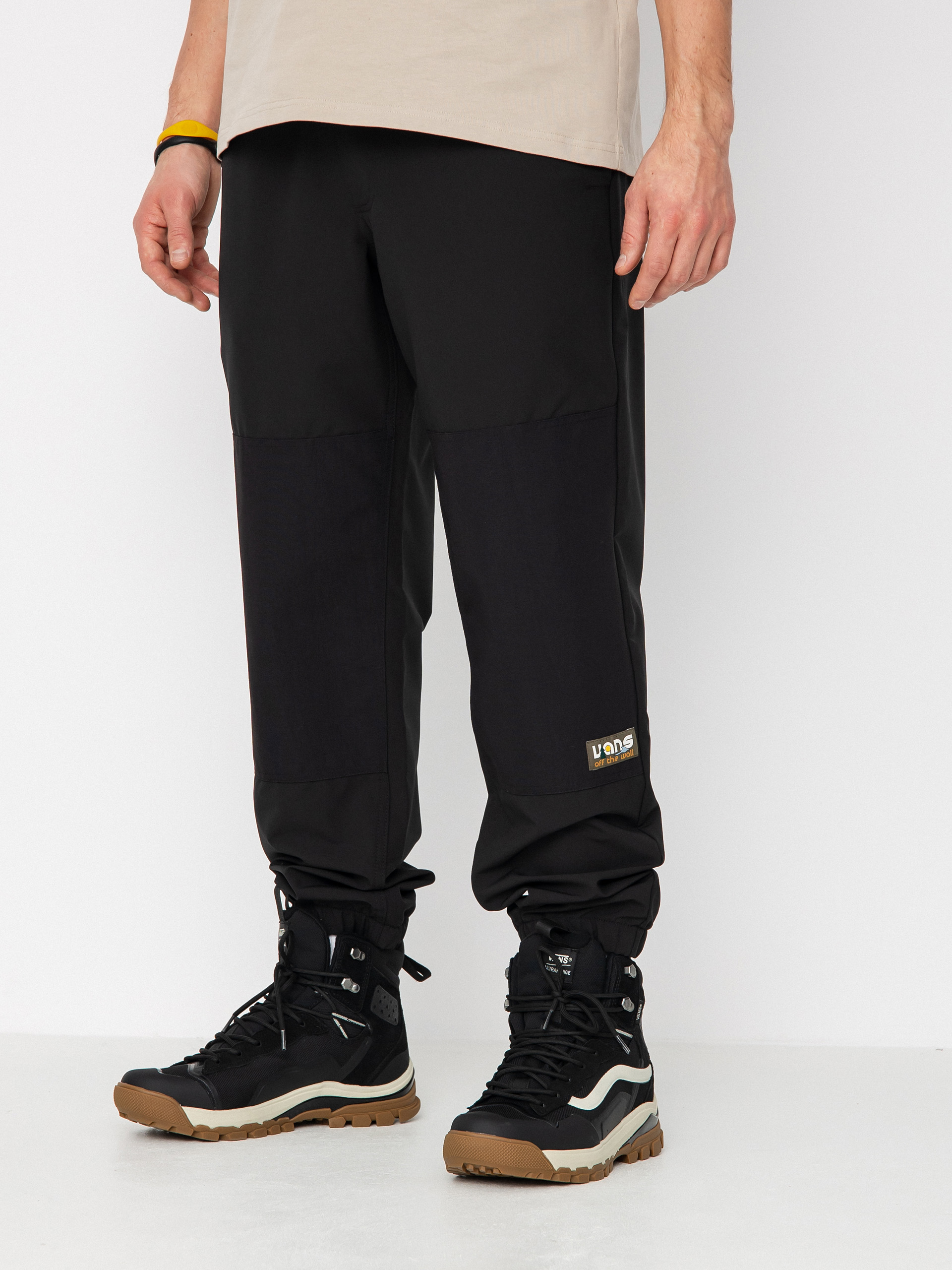 Vans Coastal Loose Tapered Nylon Pants - black (black)