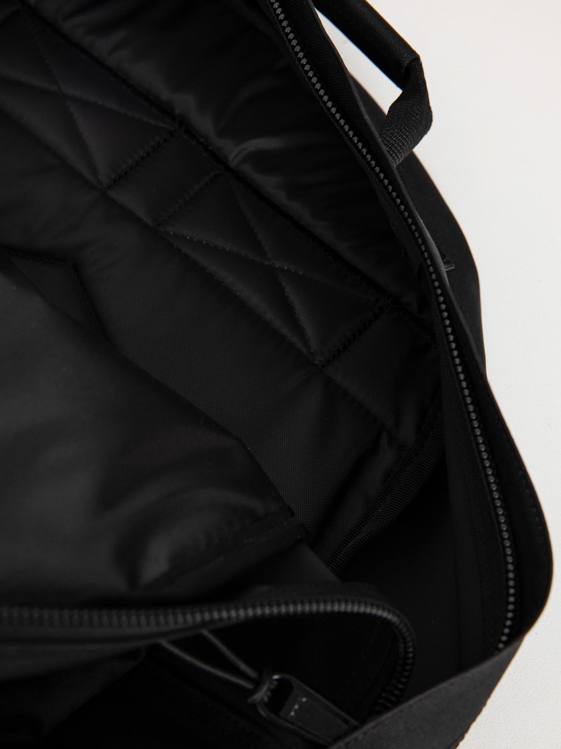 Carhartt WIP Kickflip Backpack - black (black)