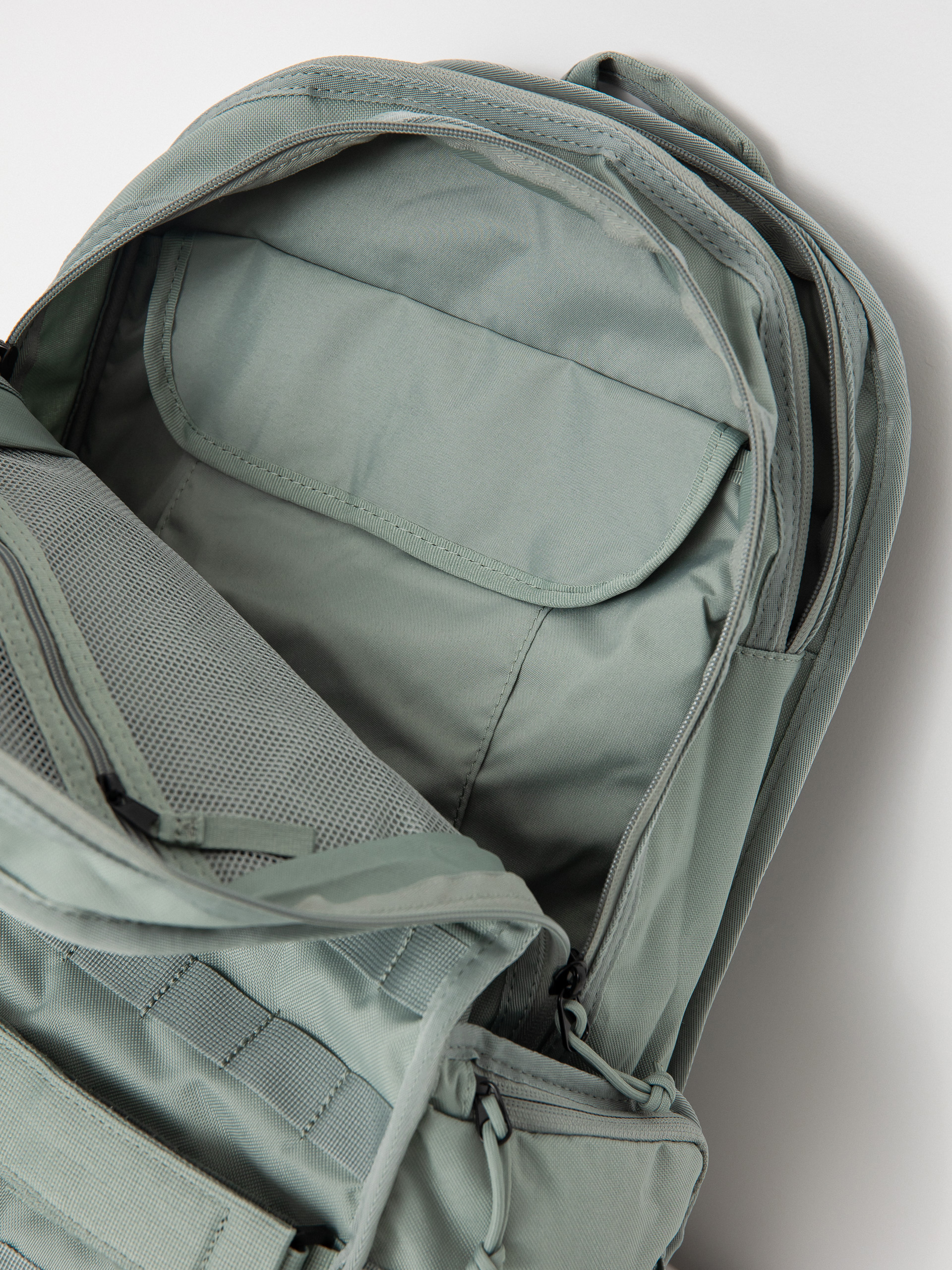 Nike SB RPM Backpack - grey (mica green/anthracite/black)