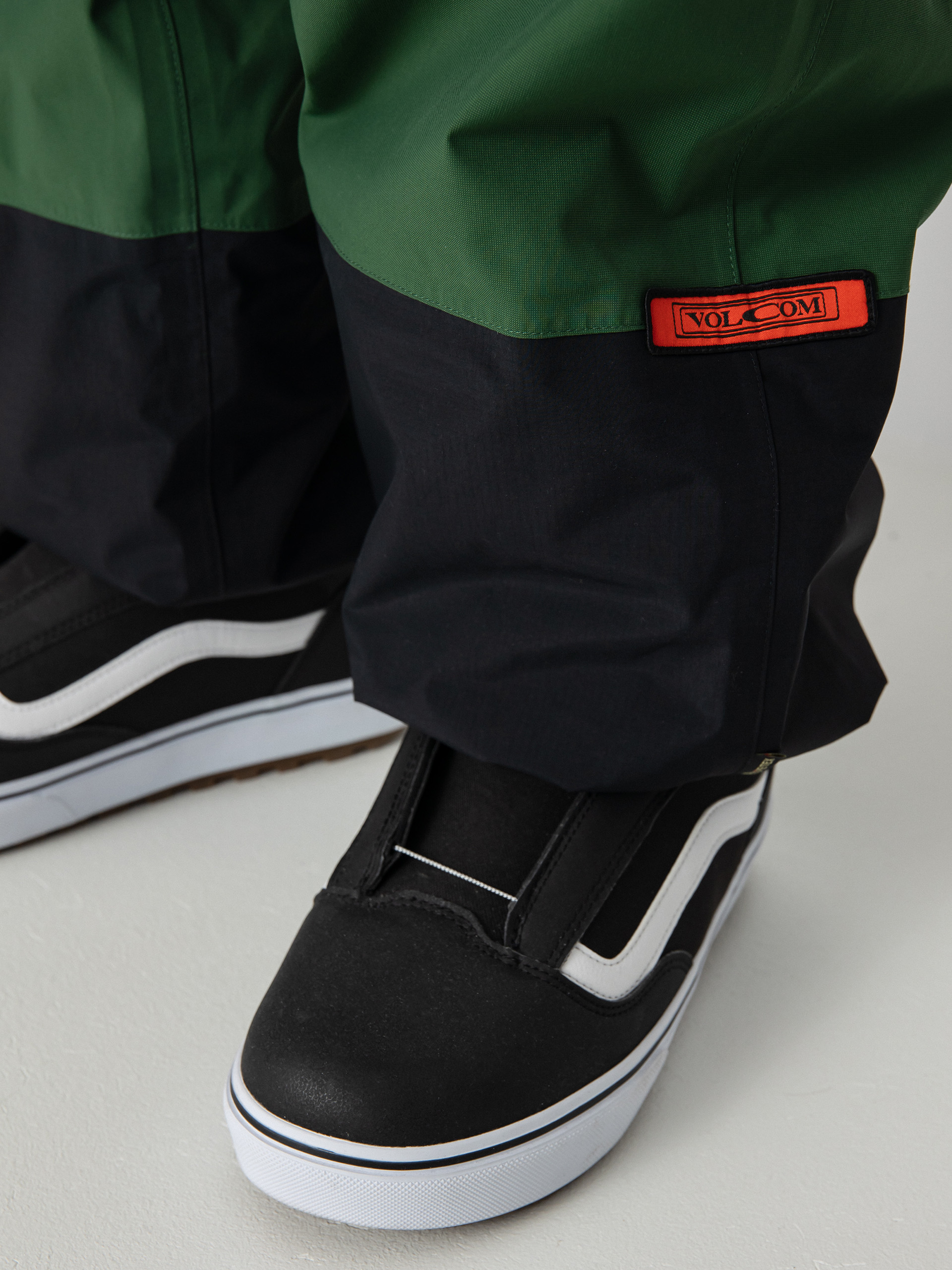 Volcom Longo Gore Tex Snowboard pants - green (military)