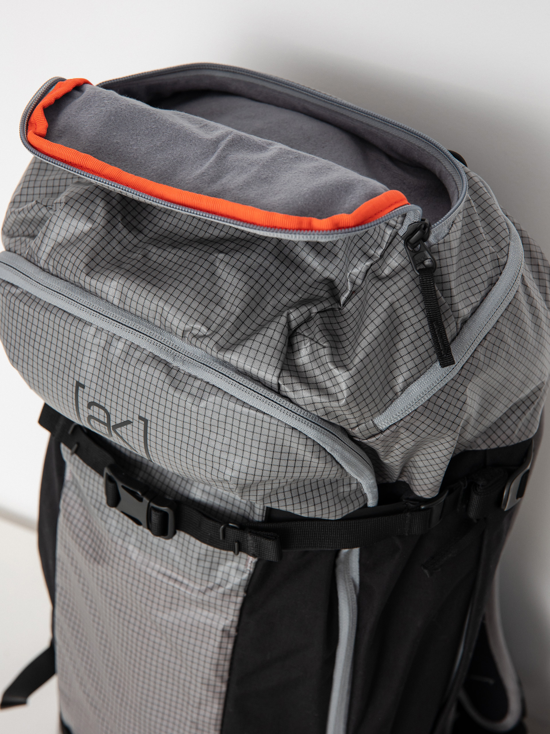 Burton Ak Dispatcher 35L Backpack (sharkskin)