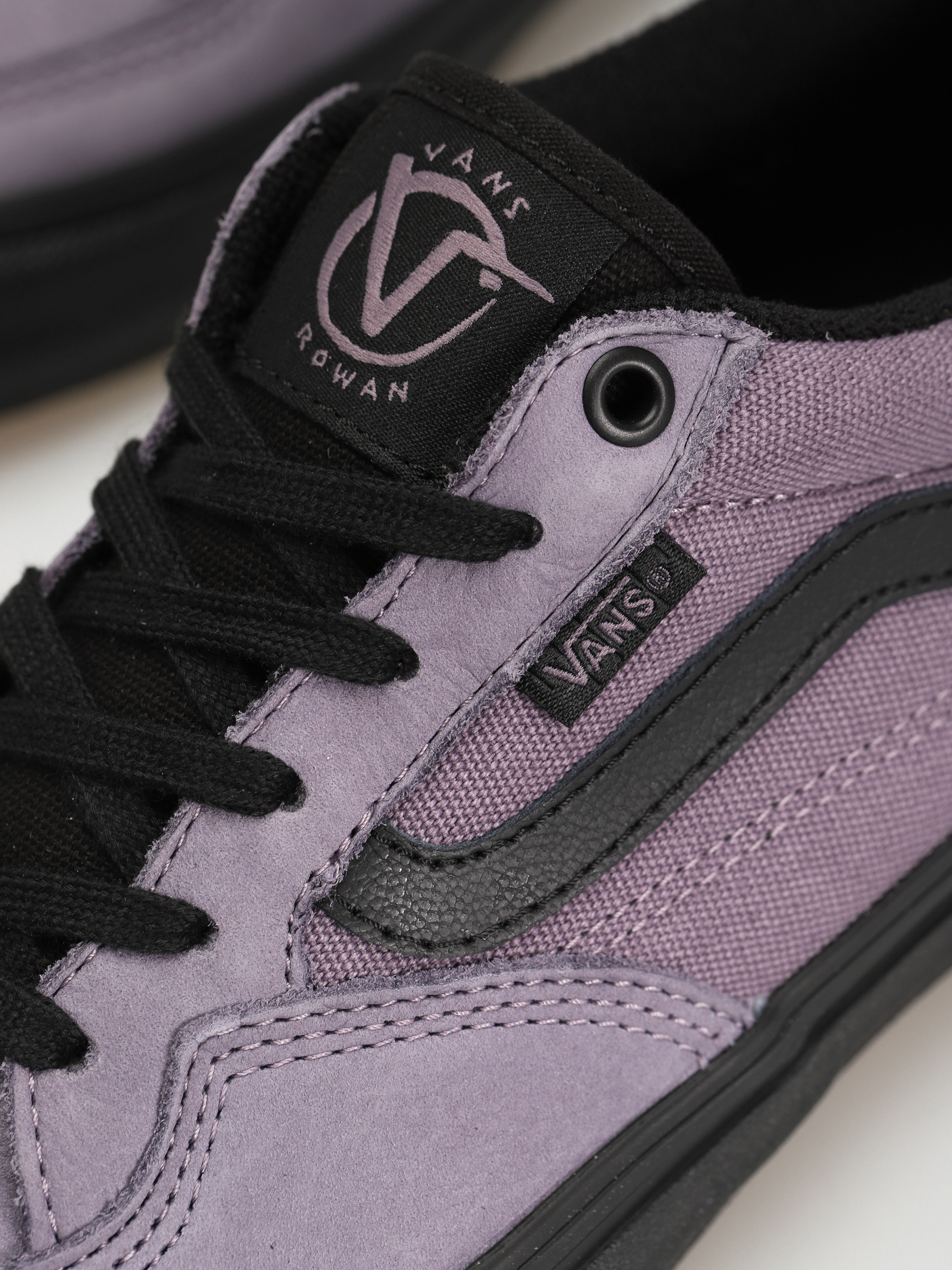 Vans Rowan Shoes (nubuck light purple/black)