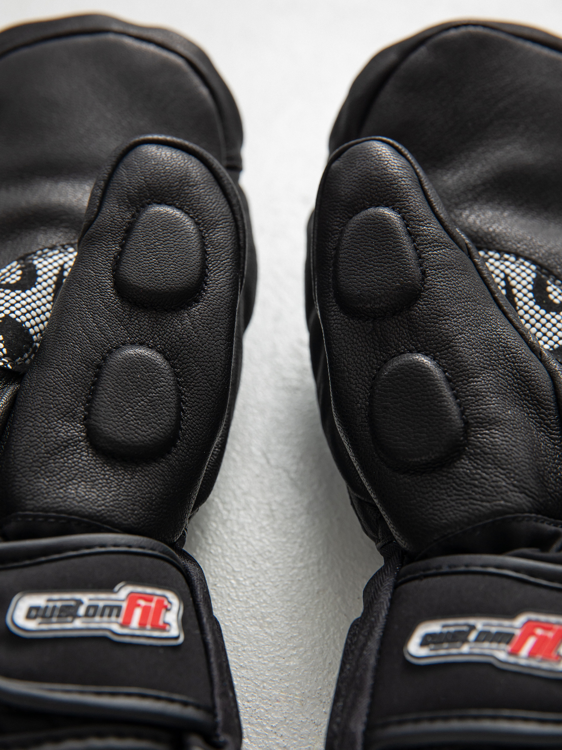 Level Sq Jr Cf Mitt JR Gloves (black)