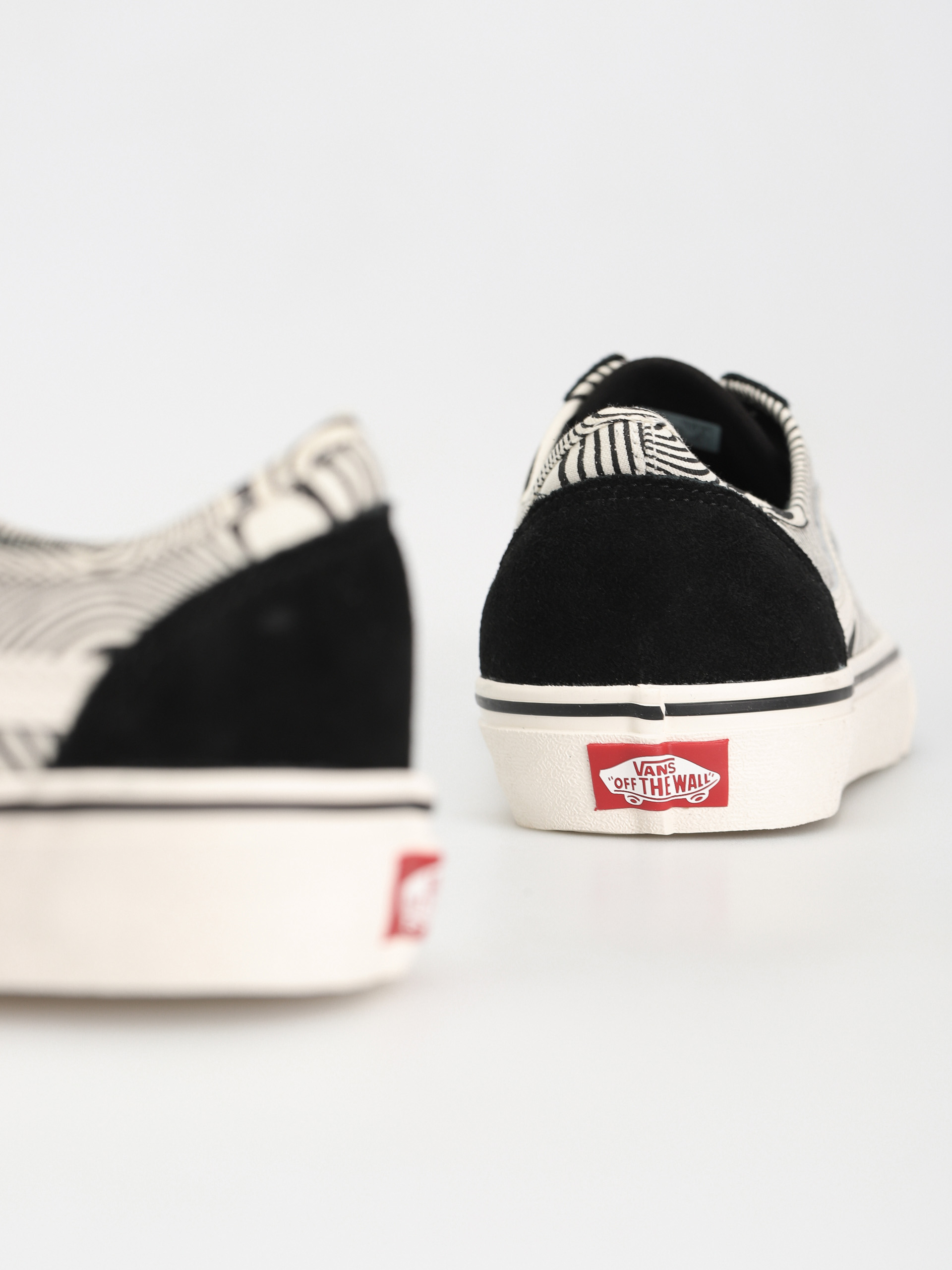 Vans Style 136 Decon VR3 Sf Shoes - black (trippy grain black/black)