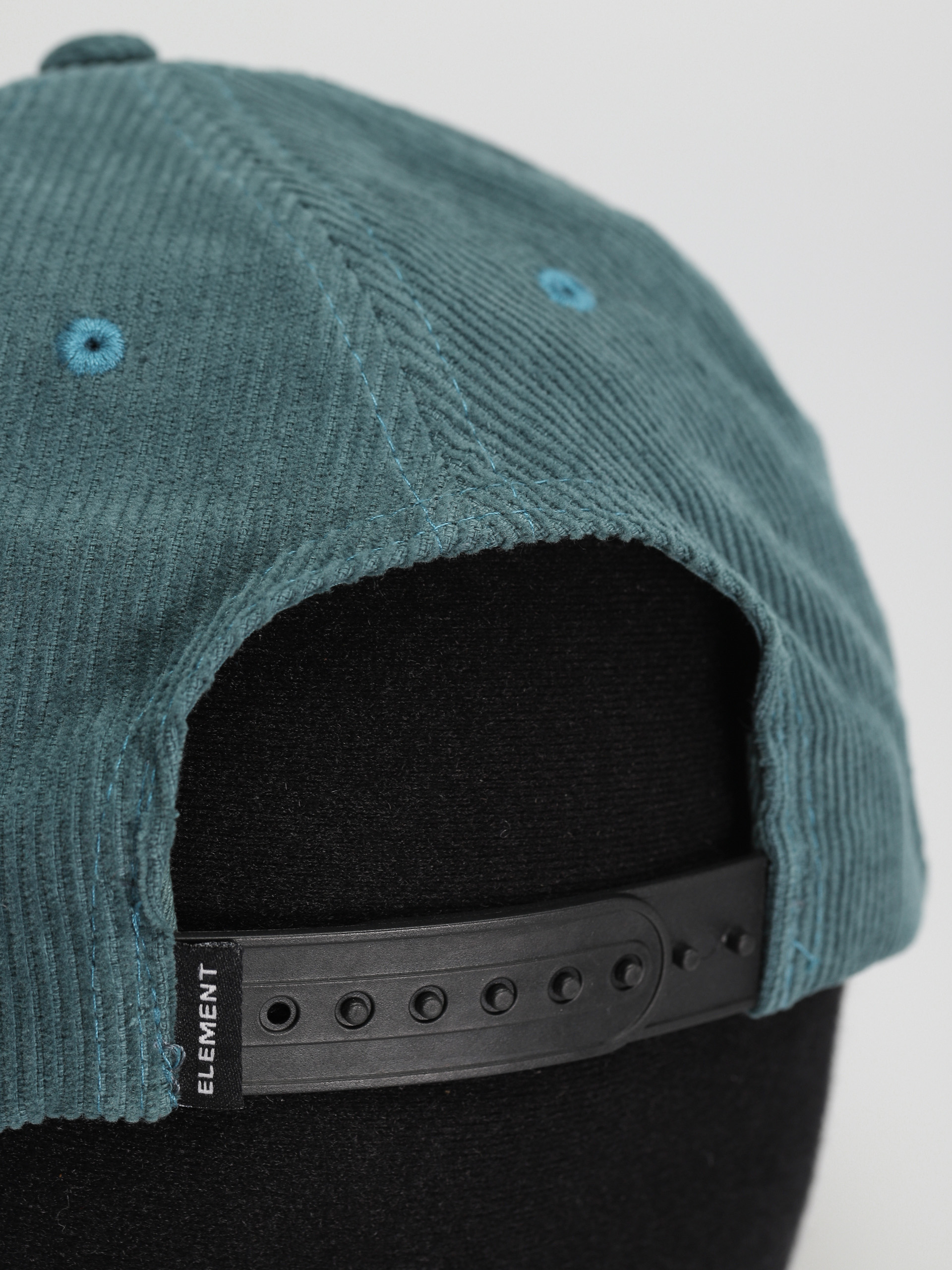 Element Lodge Cap (north atlantic)