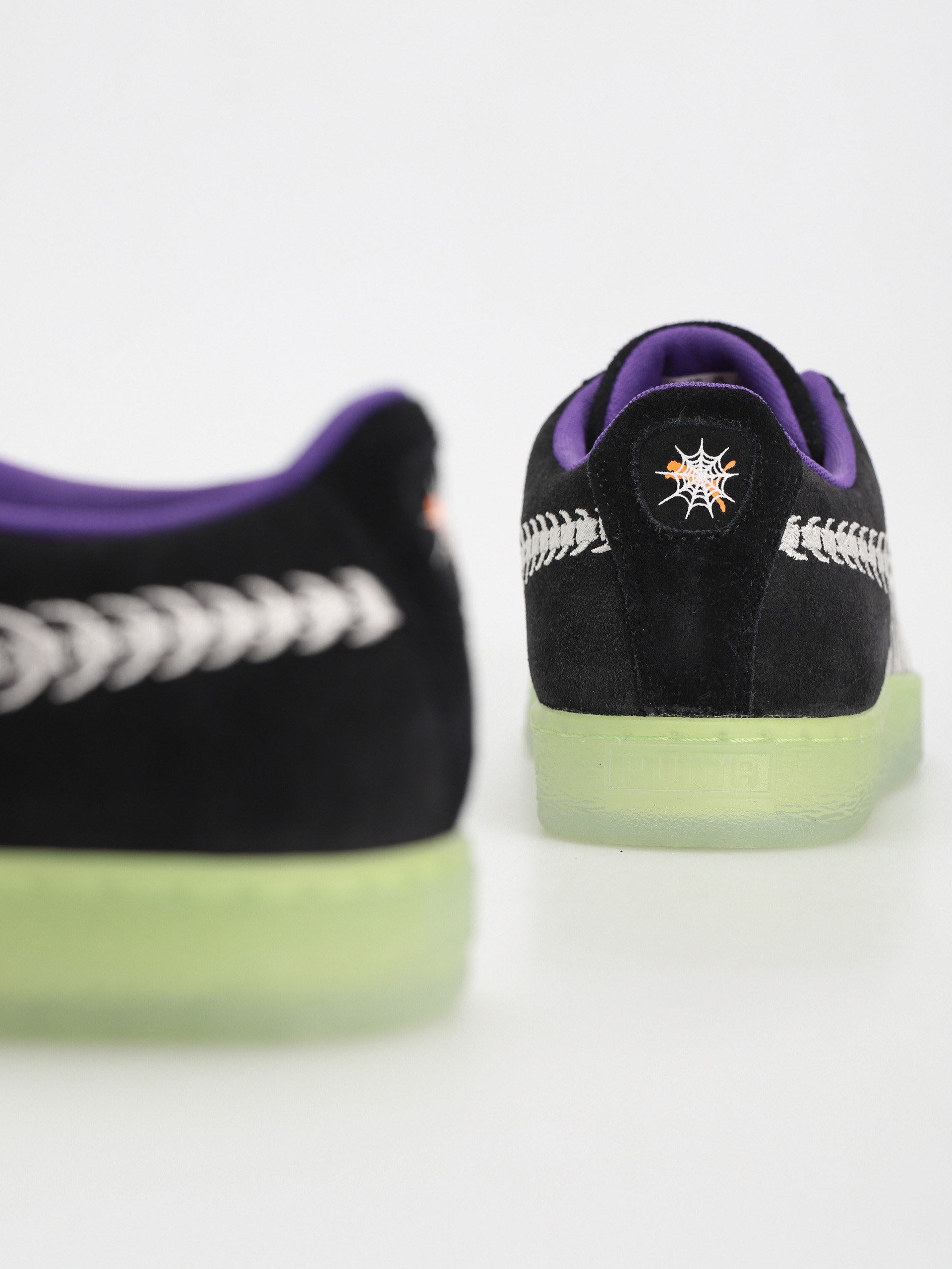 Puma Suede Haunted Shoes - black (puma black/pristine/pistachio)