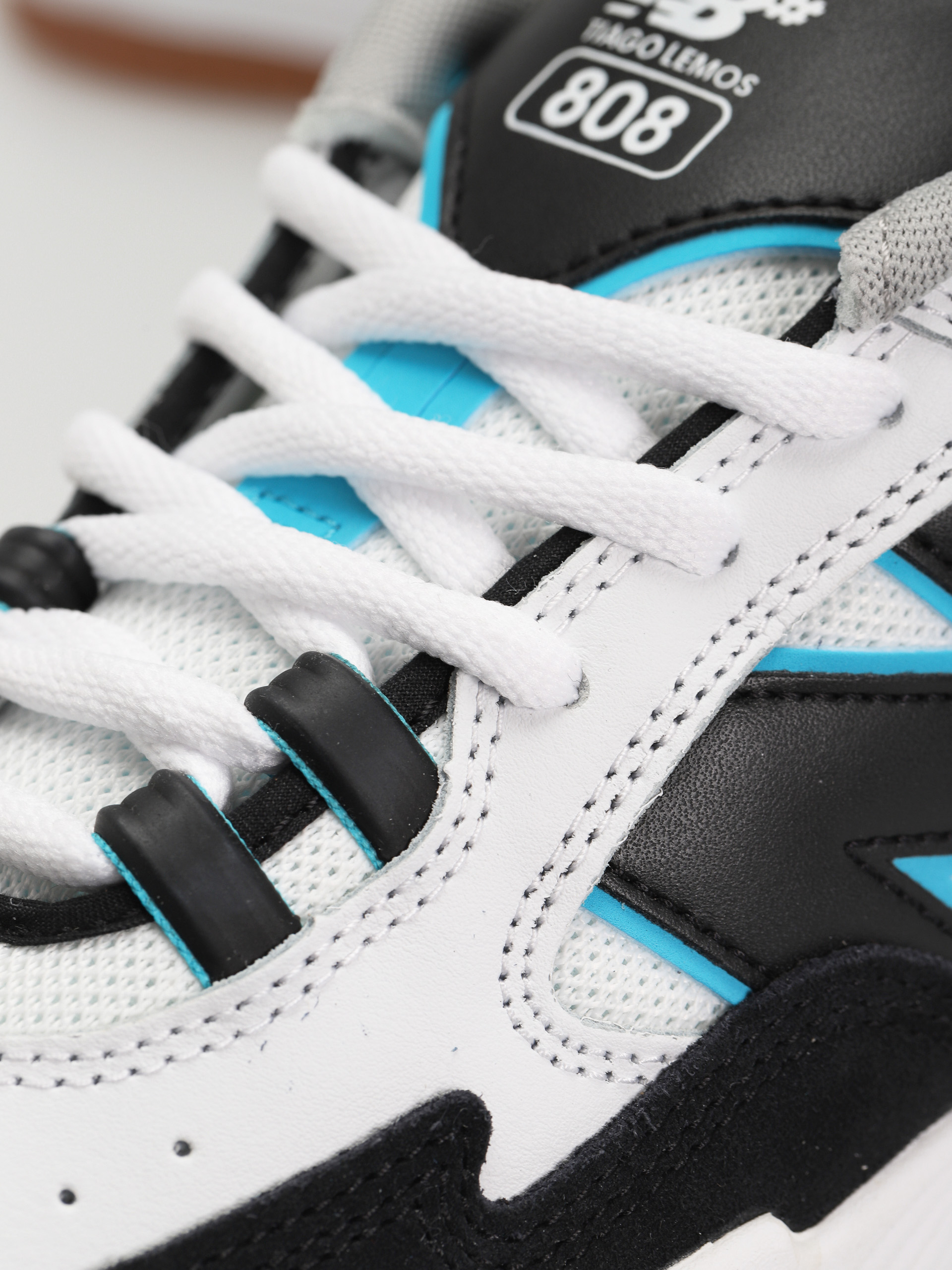 New Balance 808 Shoes - white (white/black)