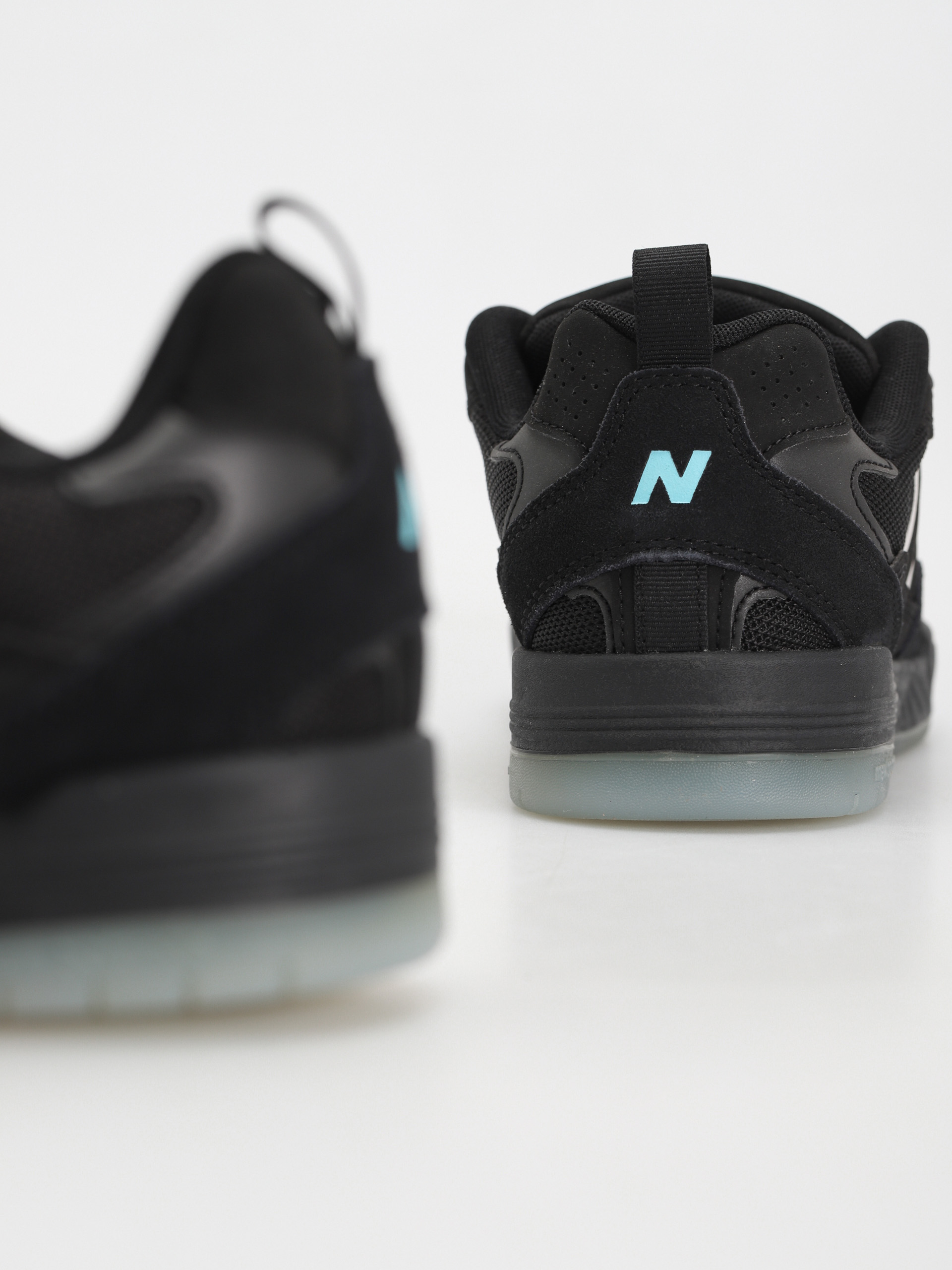 New Balance 808 Shoes - black (black/black)