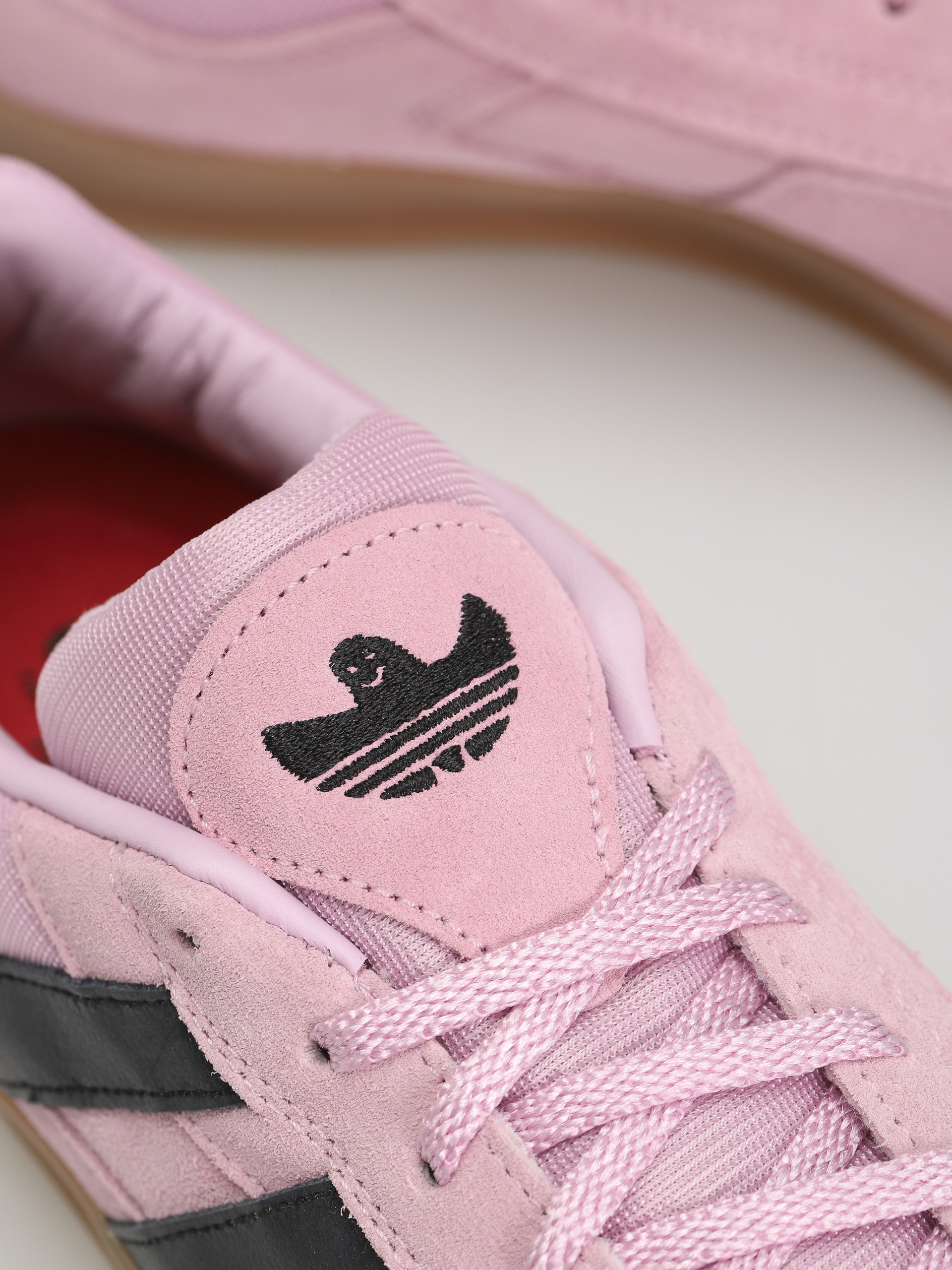 adidas Aloha Super Shoes (lgtorc/cblack/gum4)