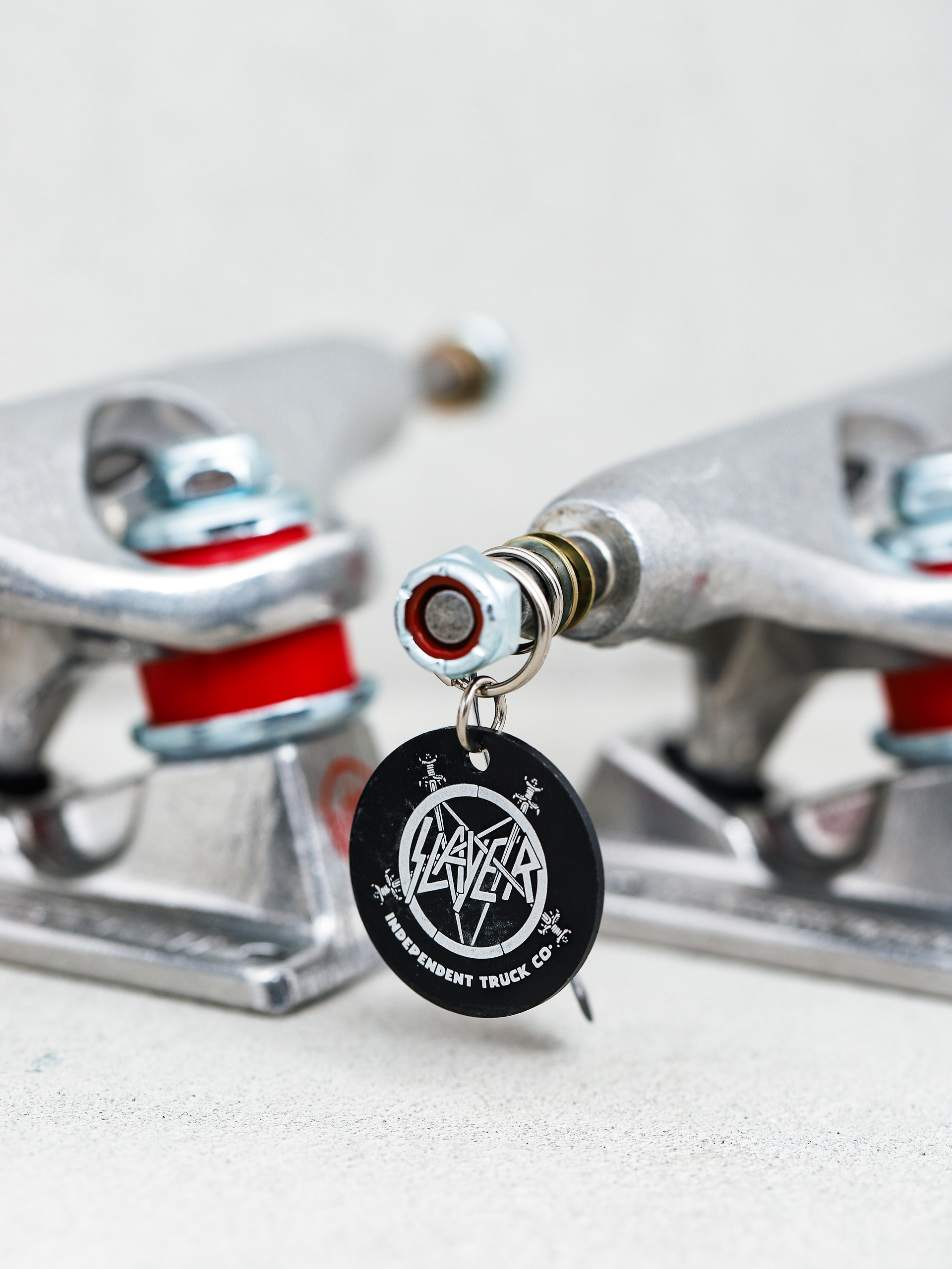 Independent Stage 11 Standard Slayer Trucks (polished/w red)