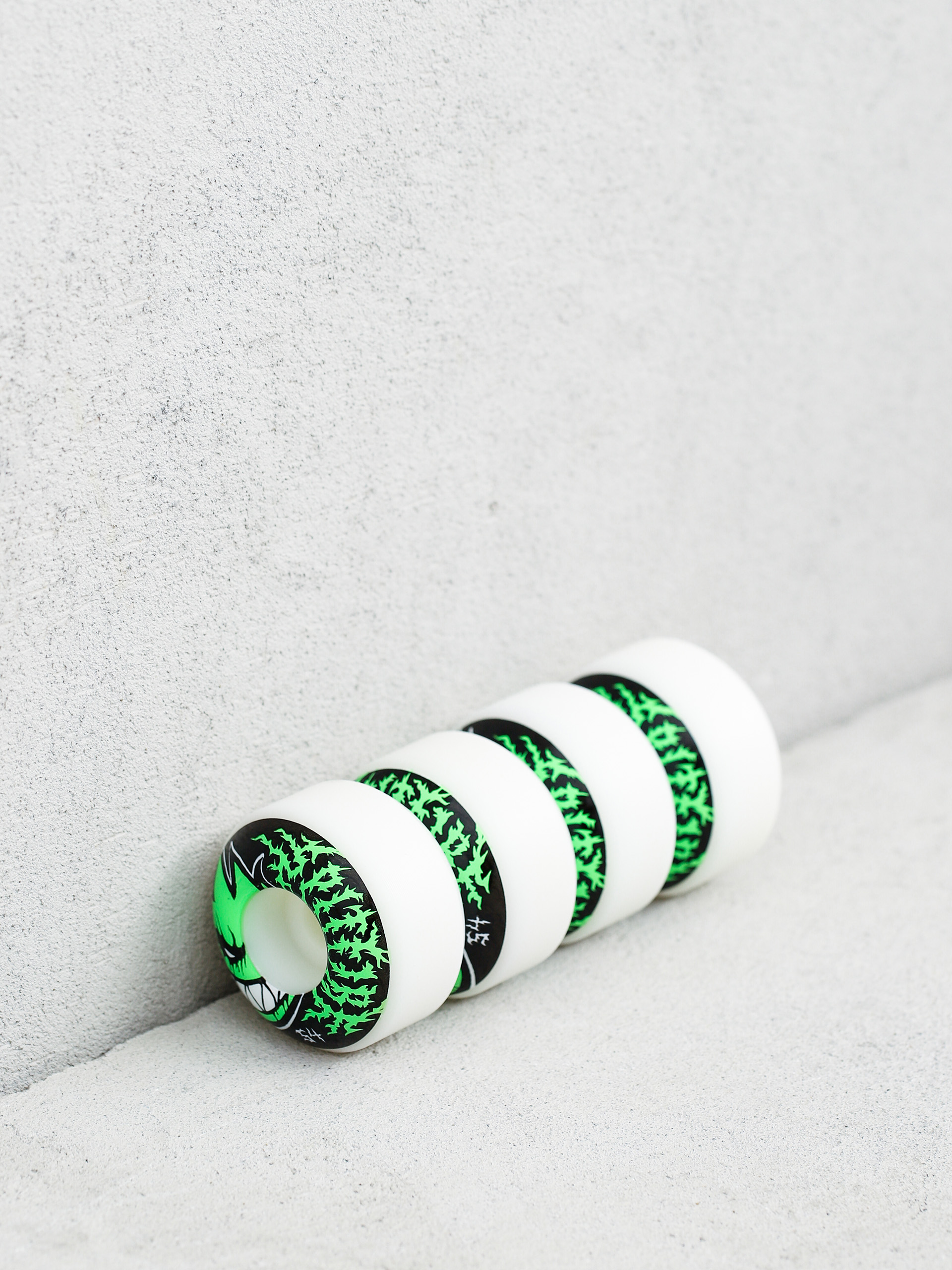 Spitfire F4 99d Deathmask Bighead Wheels Green White Green