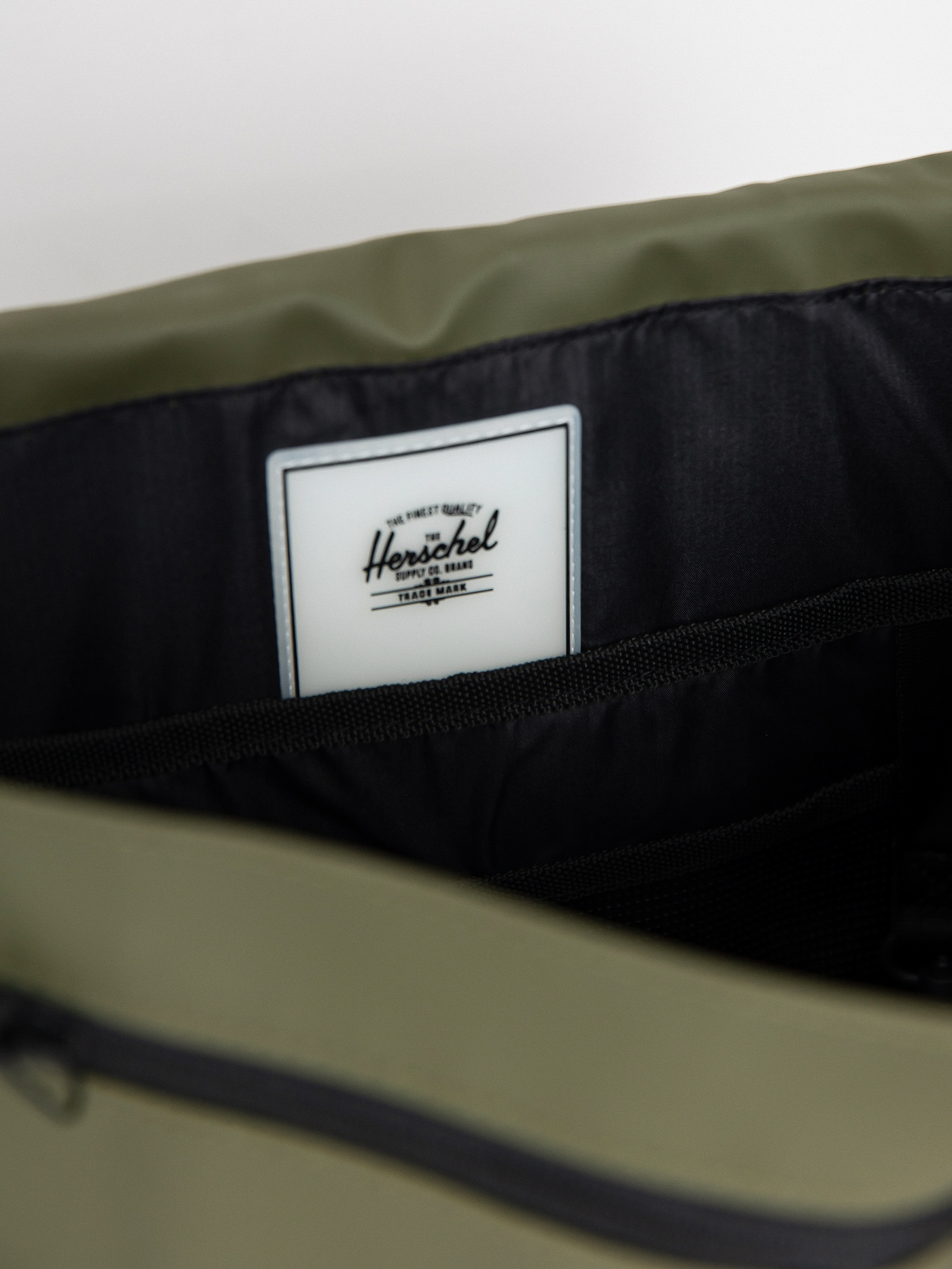 Herschel Supply Co. Survey Backpack (ivy green)