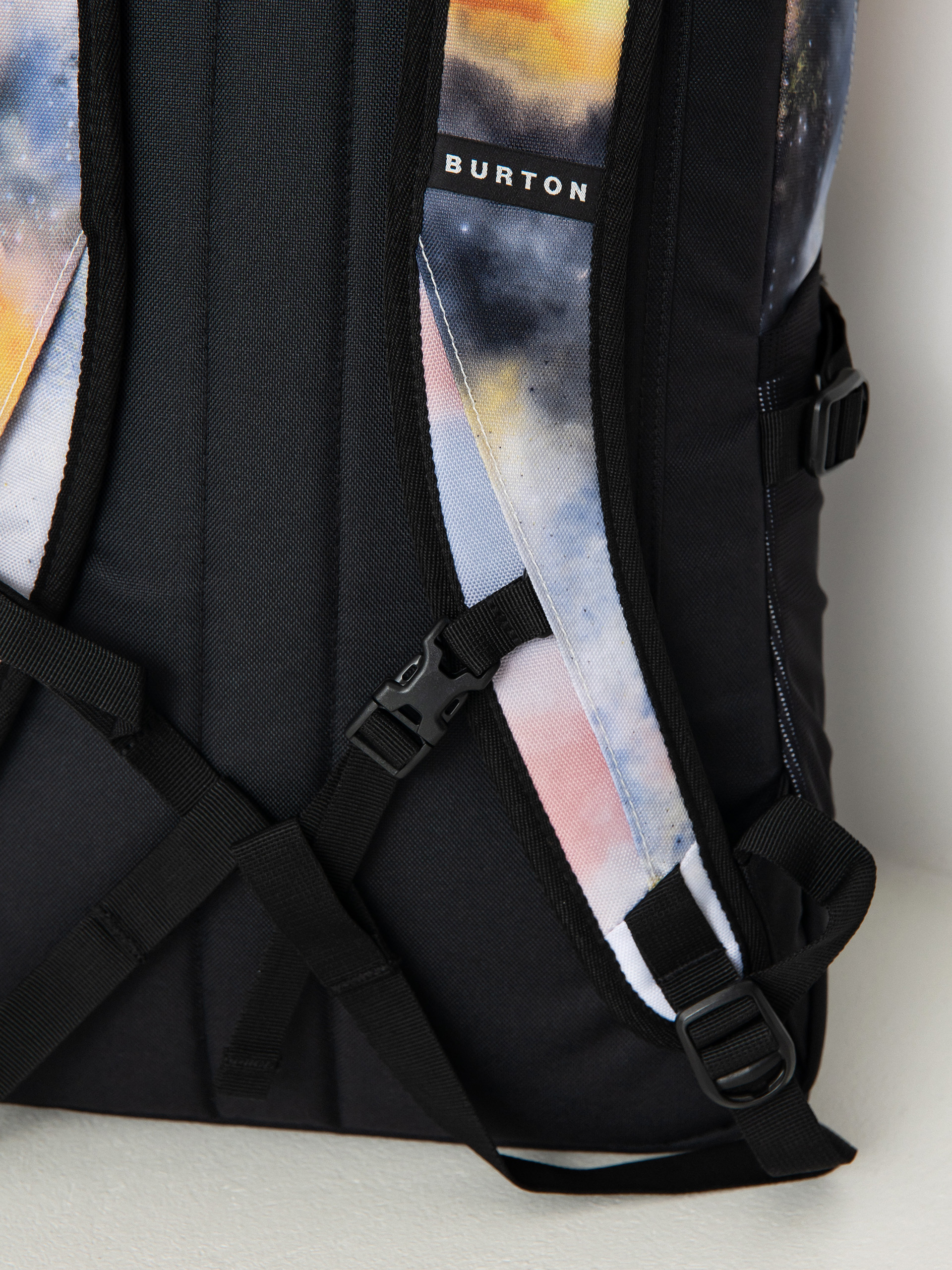 Burton Prospect 2.0 20L Backpack (stout white voyager)