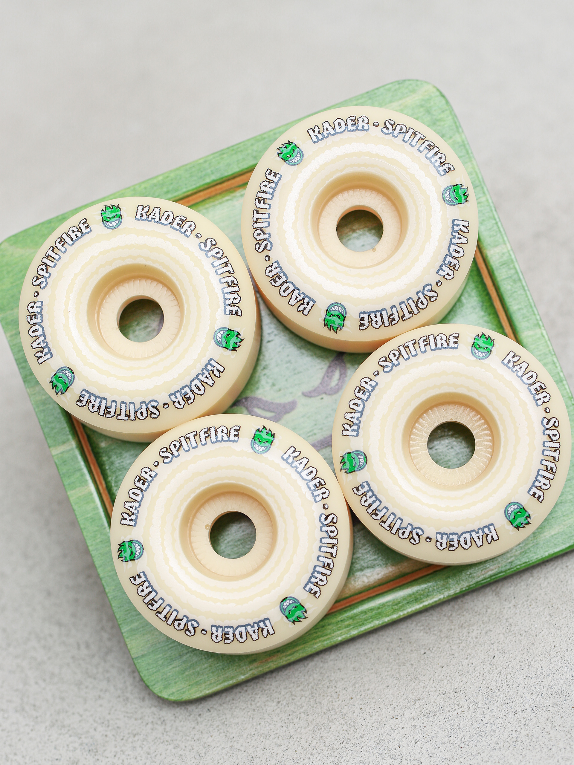 Spitfire F4 99D Kader Puffs Radial Full Wheels (white/green)