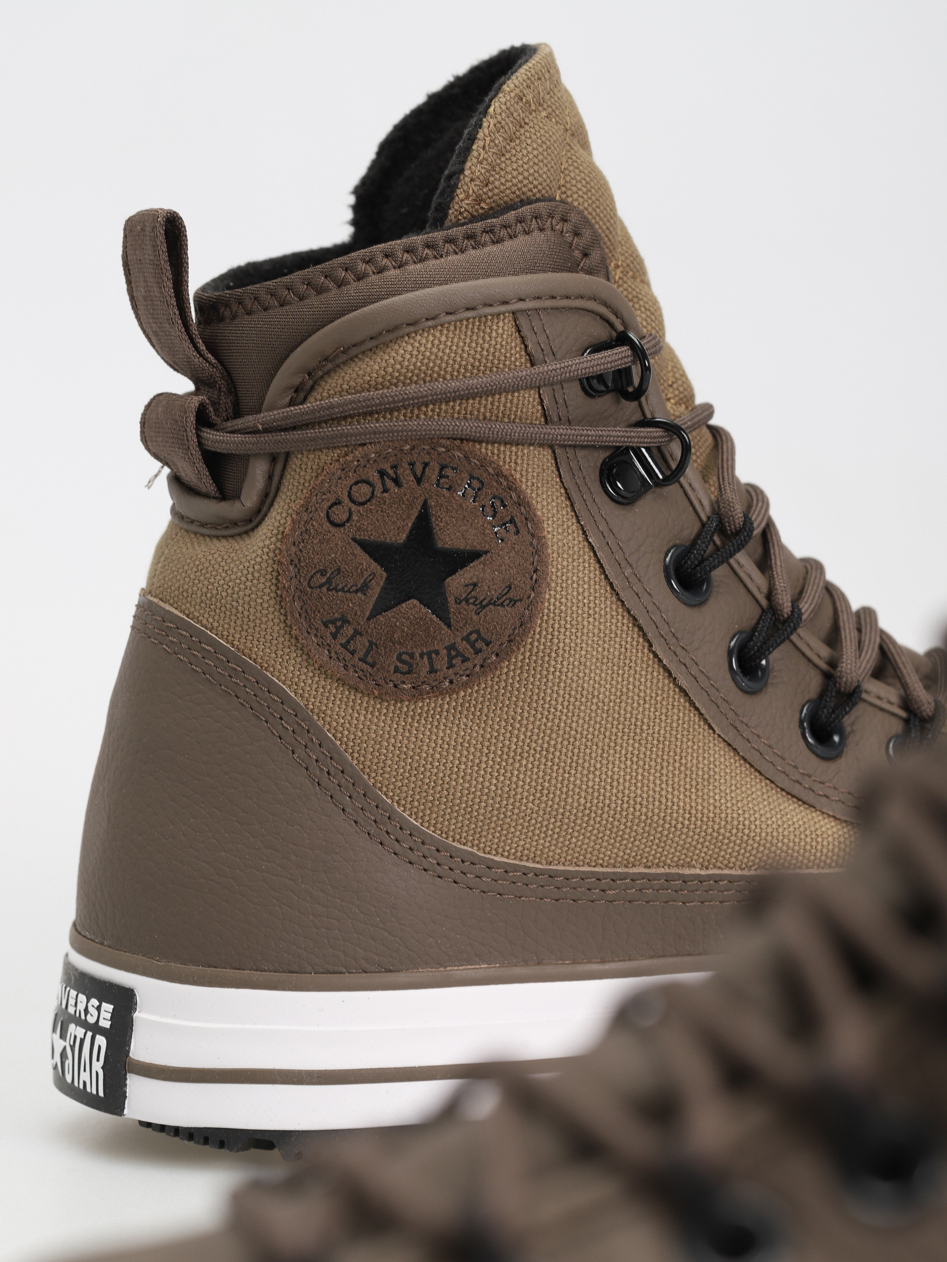 Converse Chuck Taylor All Star All Terrain Hi Chucks (engine smoke)