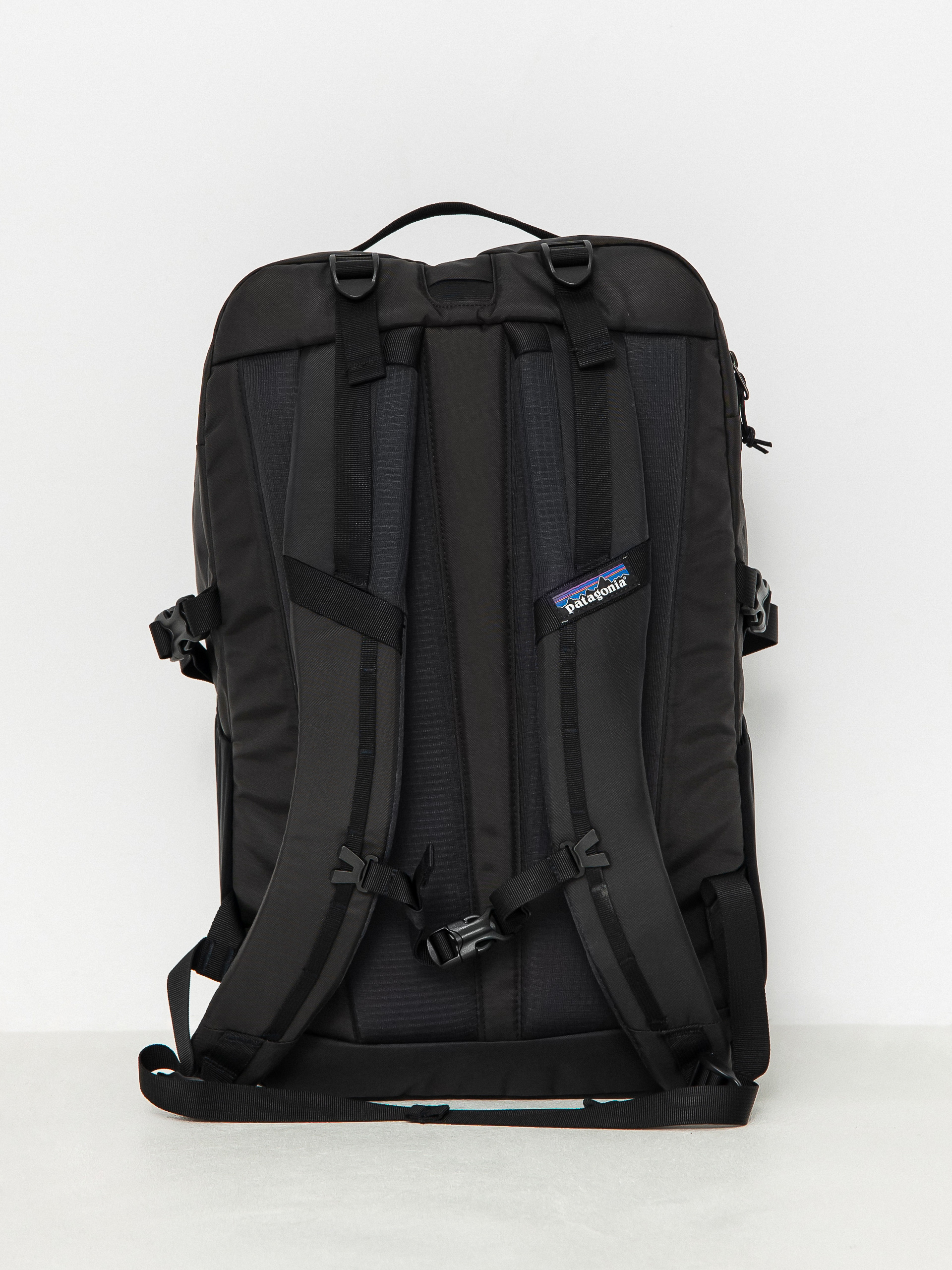 Patagonia Refugio Day Pack 30L Backpack - black (black)