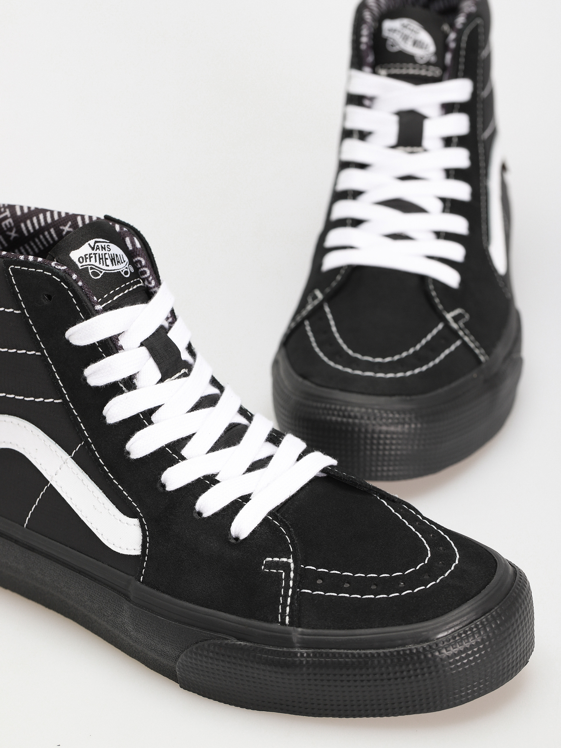 Vans Sk8 Hi Gore Tex Shoes - black (gore tex black)