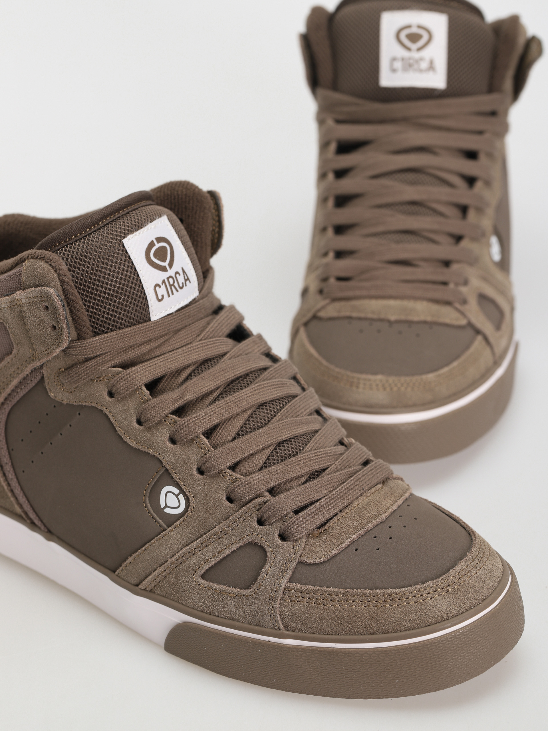 Circa 99 Vulc Hi Shoes (moon/rock/white)