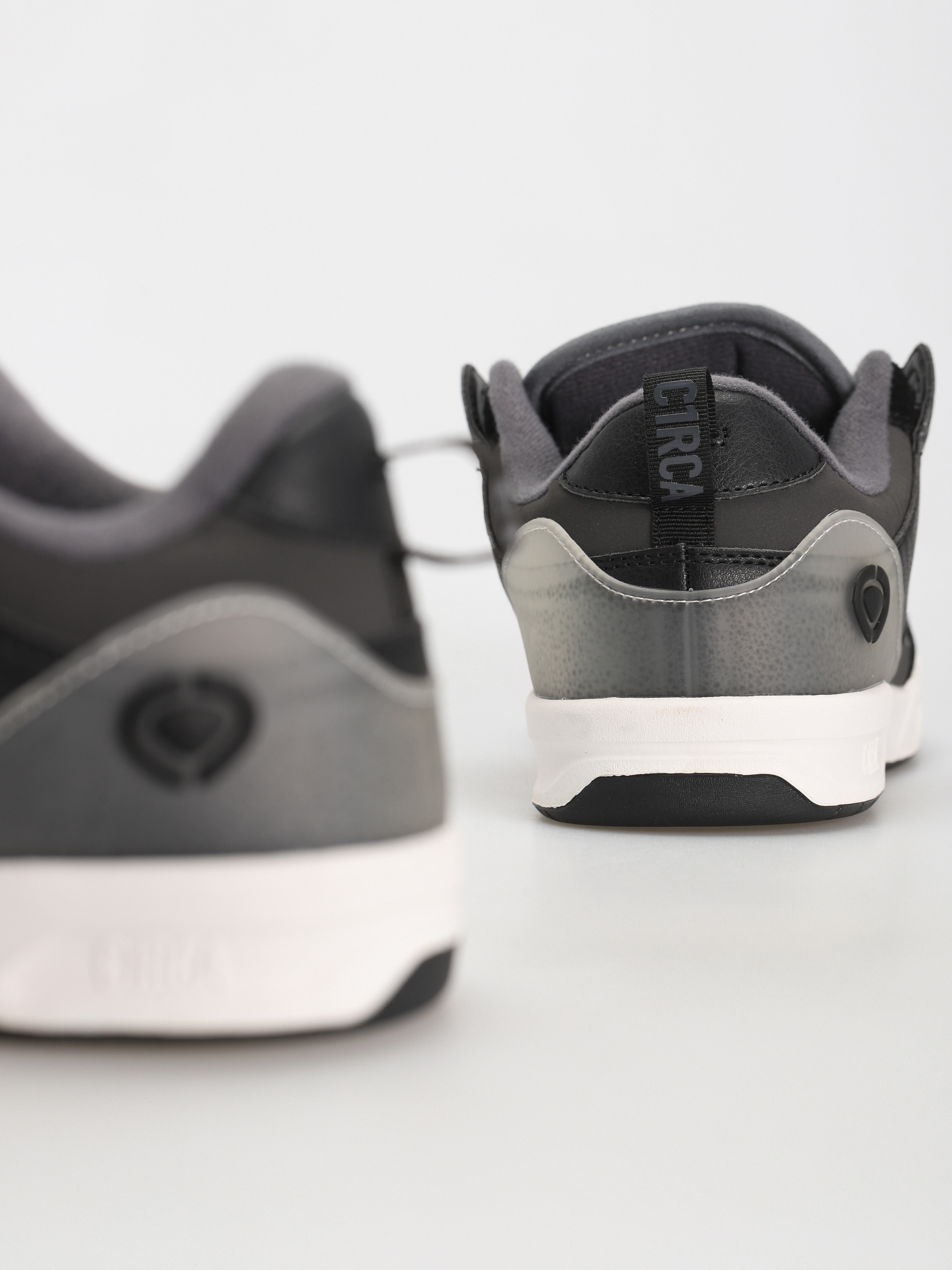 Circa Tave Tt Shoes (shoe/dark shadow)