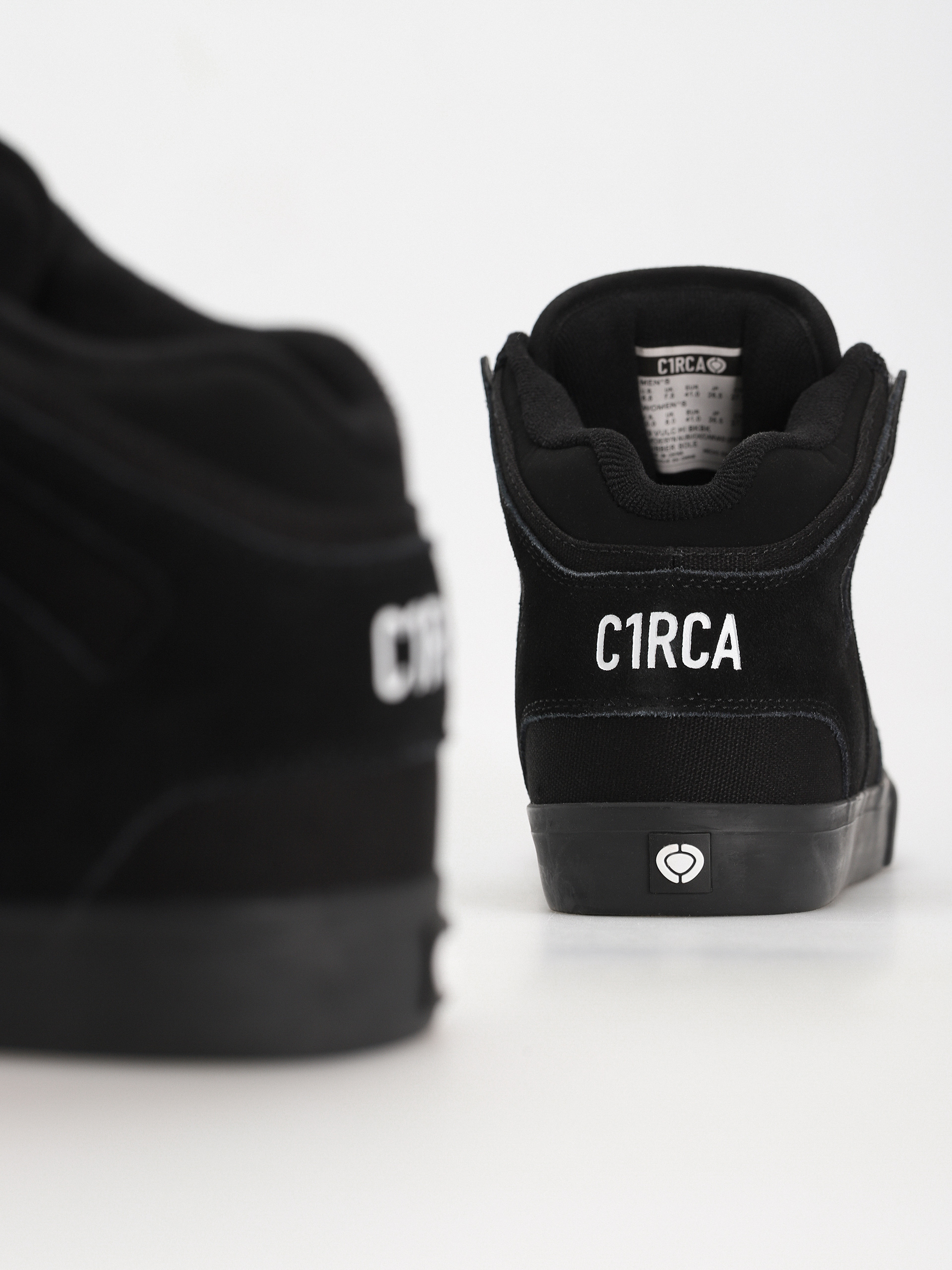 Circa 99 Vulc Hi Shoes - black (black/black)