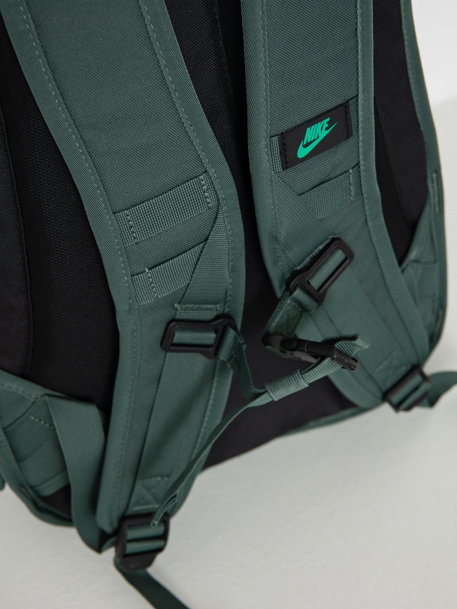 Nike SB RPM Backpack (vintage green/black/stadium green)