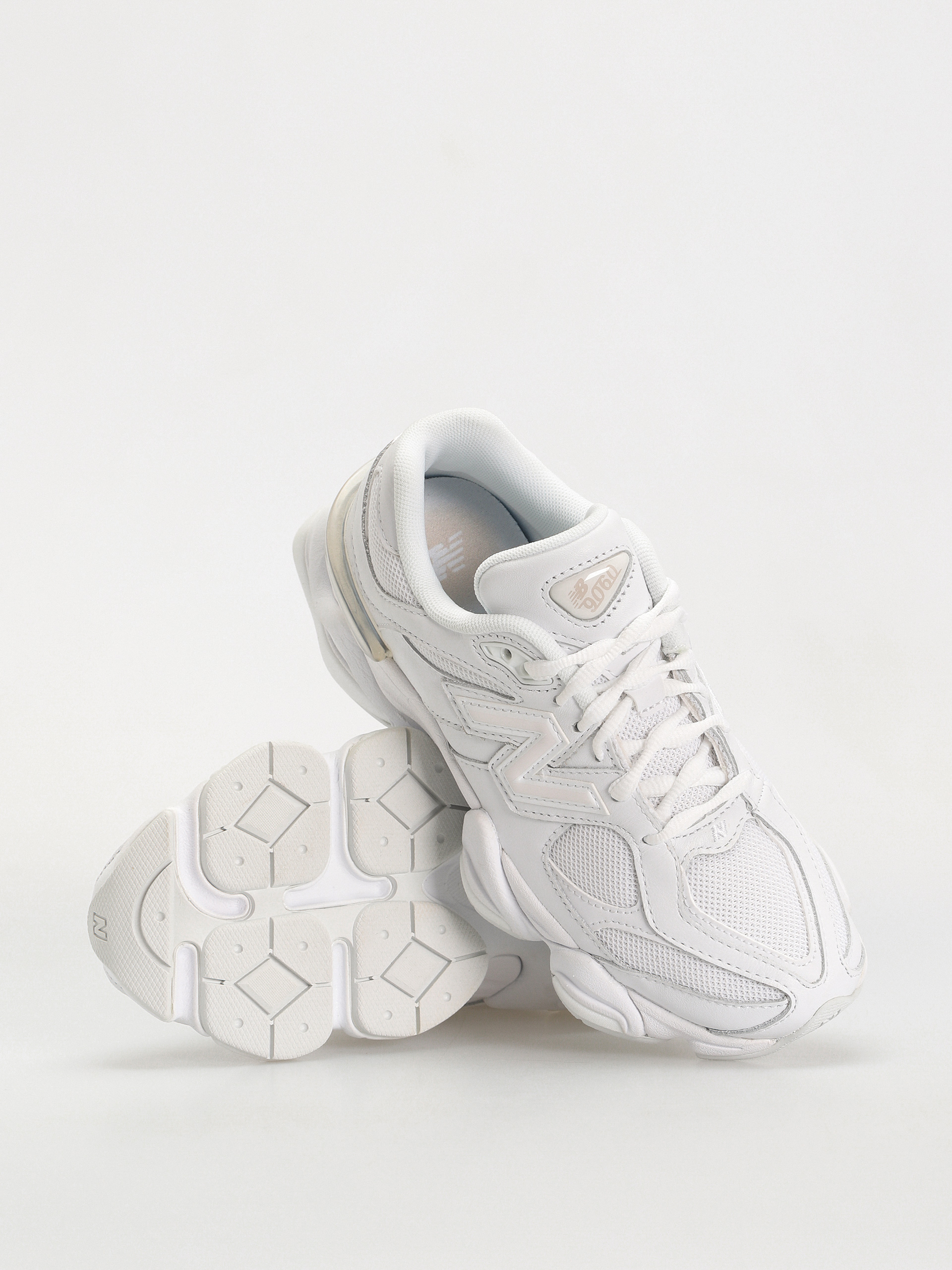 New Balance 9060 Shoes - white (triple white)