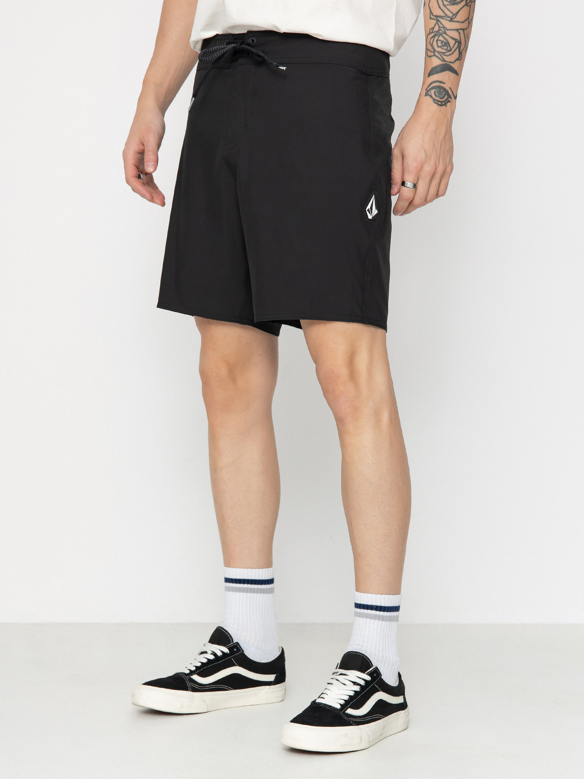 Volcom Lido Solid Mod 18 Boardshorts Black Black