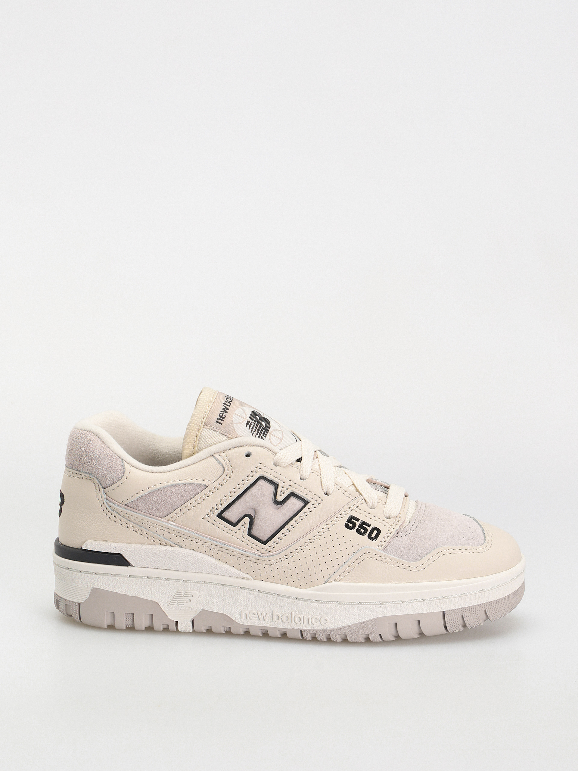 New Balance 550 Wmn Shoes - beige (linen)