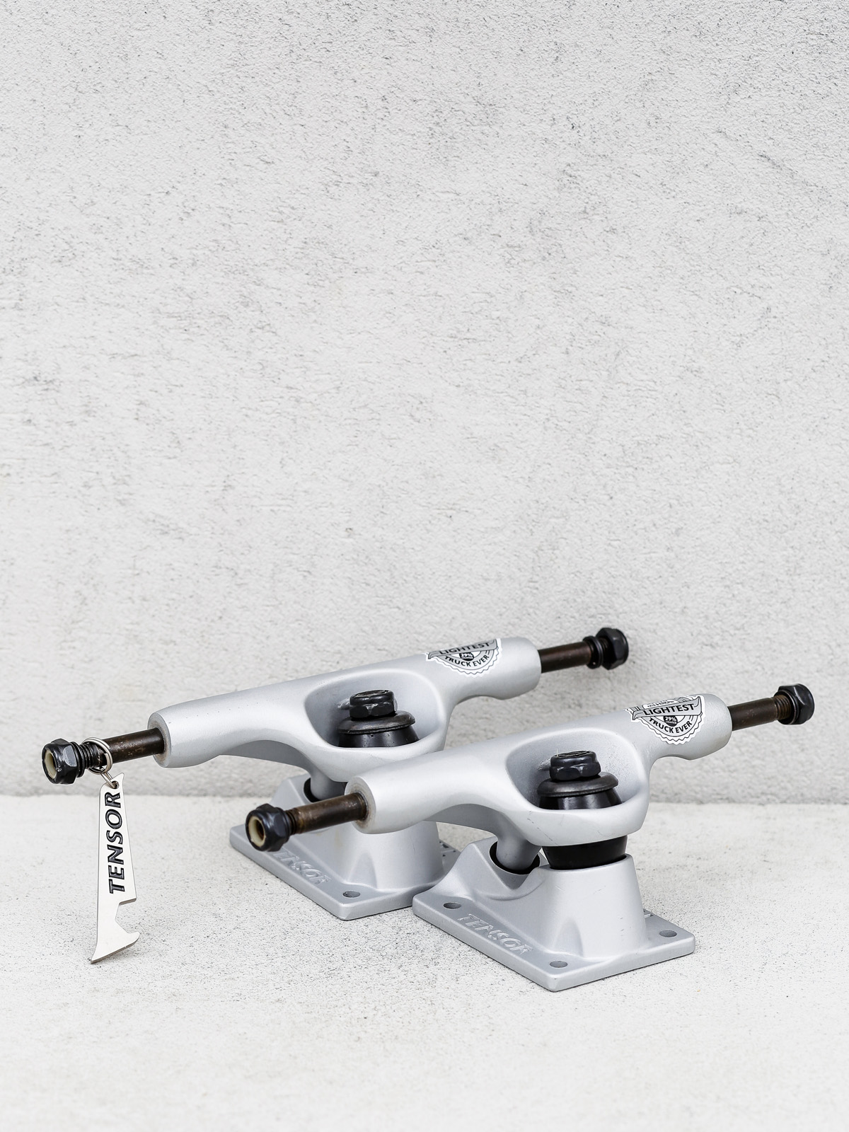 Tensor Trucks Mag Light Reg Tens Colored (silver)